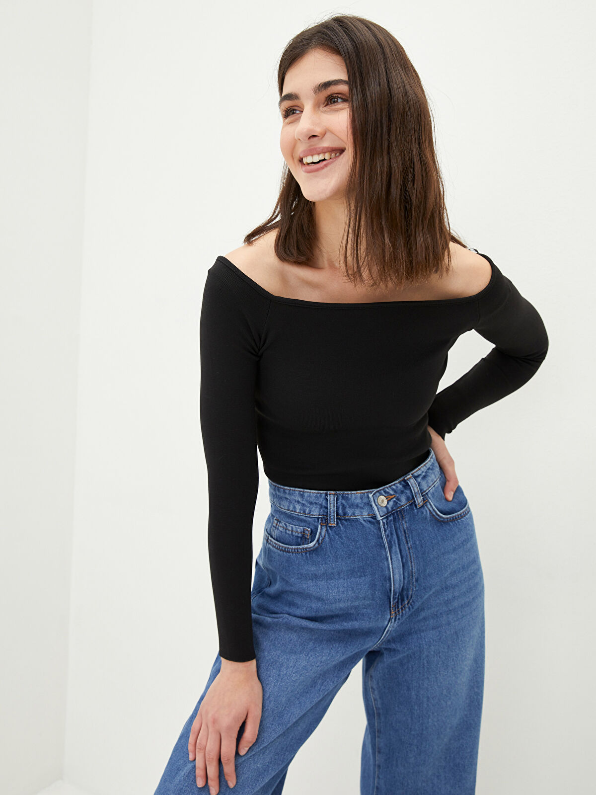 LCW CASUAL Kayık Yaka Düz Uzun Kollu Kadın Triko Kazak LCW CASUAL Kayık Yaka Düz Uzun Kollu Kadın Triko Kazak