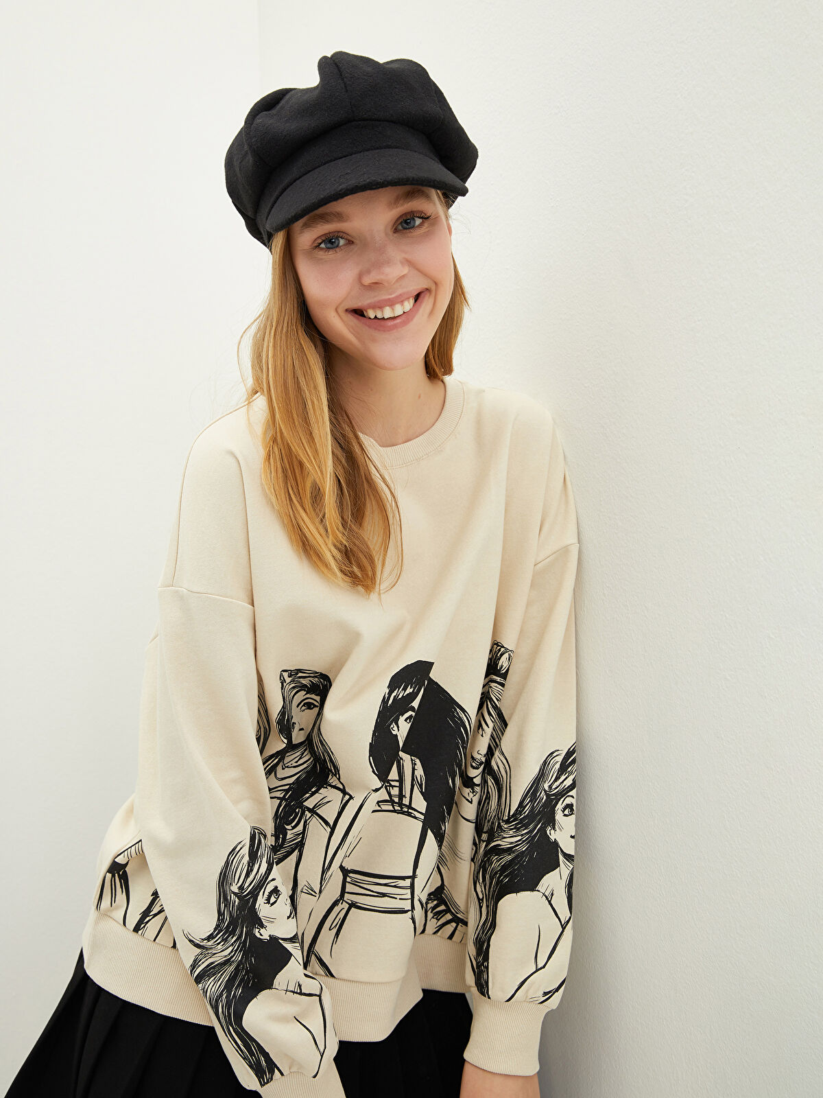 LCW CASUAL Bisiklet Yaka Princess Baskılı Uzun Kollu Kadın Sweatshirt