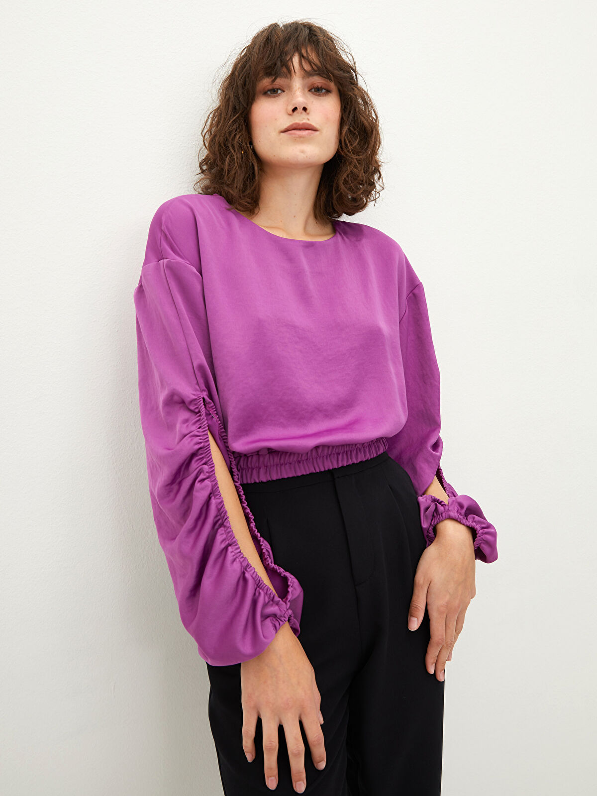 LCW LIMITED Bisiklet Yaka Düz Uzun Kollu Saten Kadın Bluz