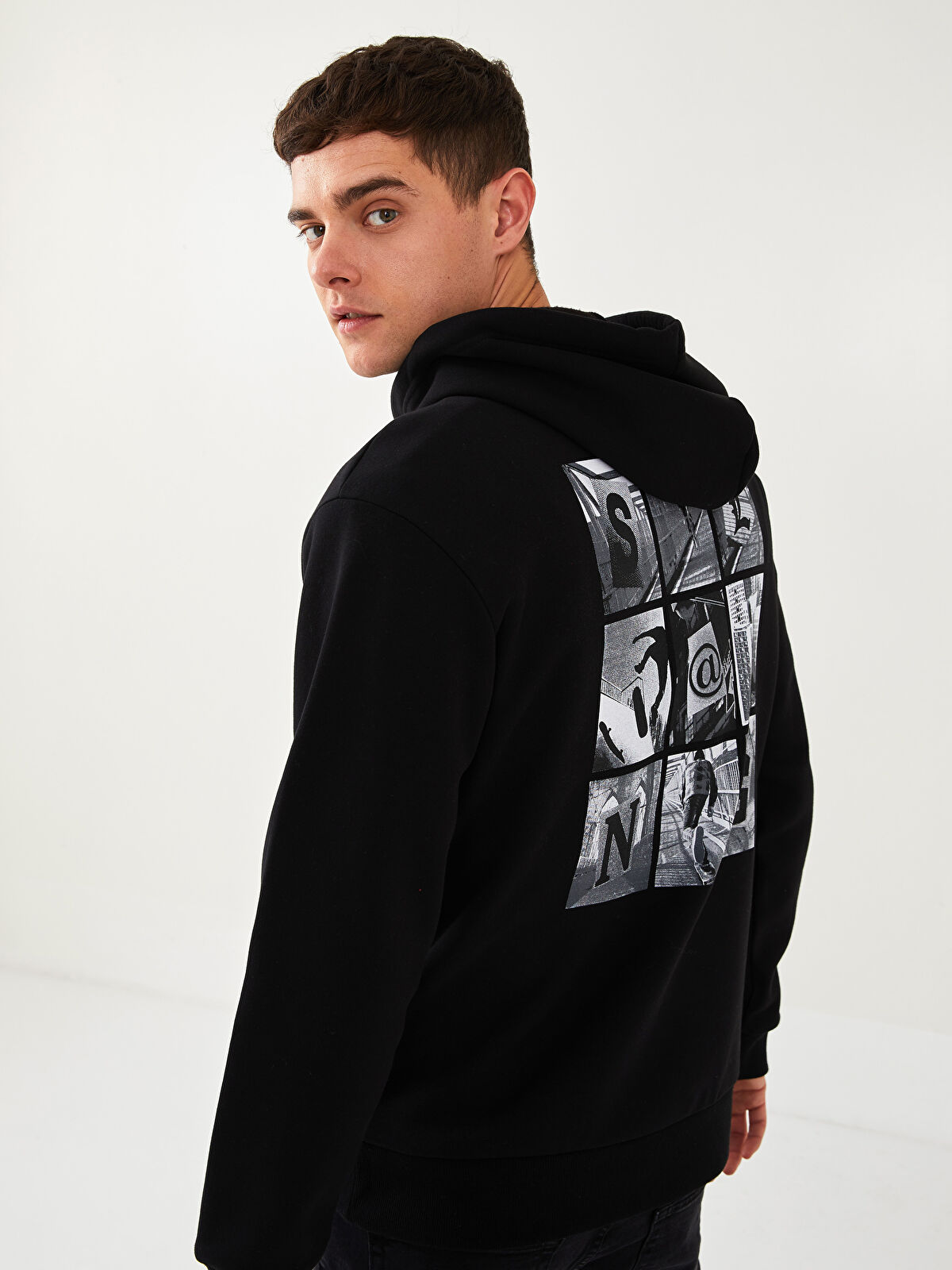 XSIDE Oversize Kapüşonlu Uzun Kollu Baskılı Erkek Sweatshirt