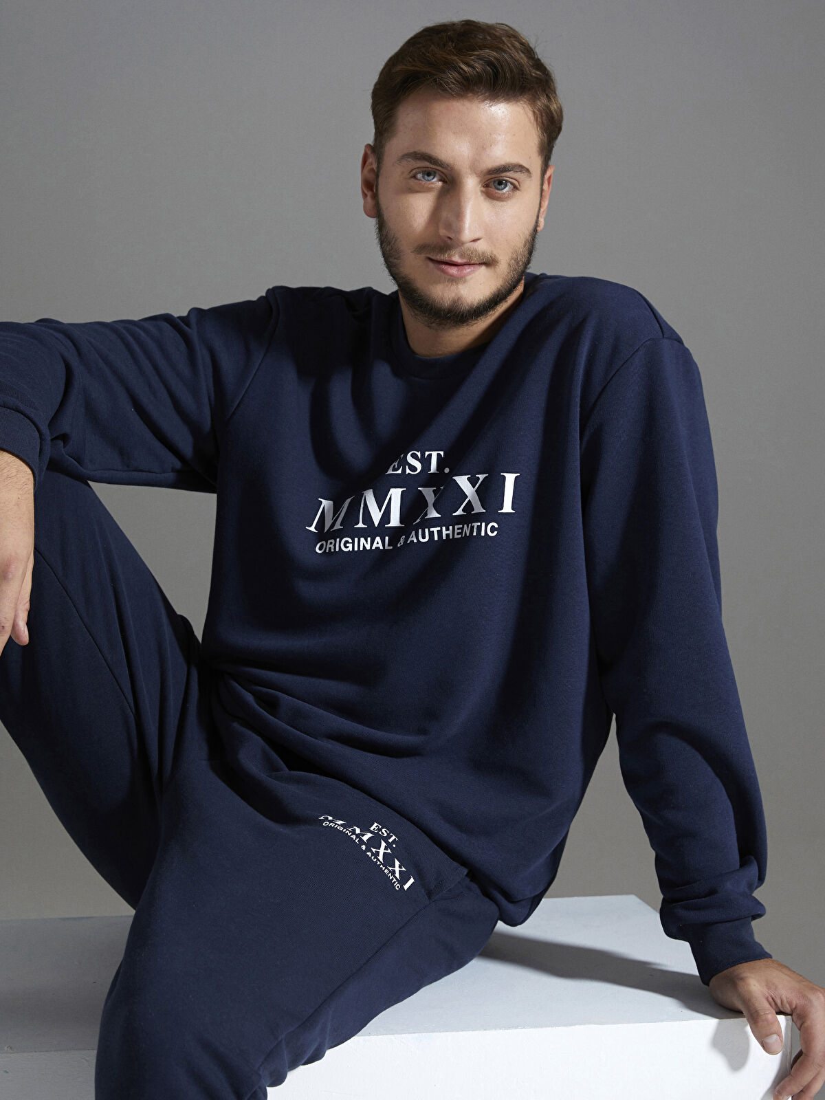 X-SIDE x Berkay Yuvakuran Erkek Sweatshirt - Bisiklet Yaka Uzun Kollu Baskılı