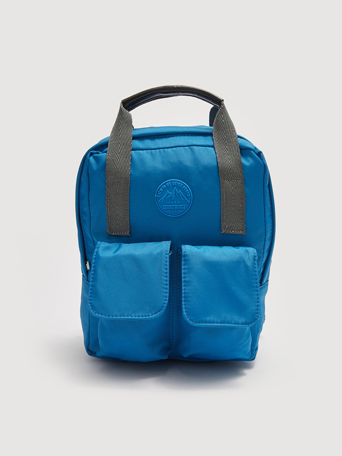 Erkek Çocuk Etiket Detaylı Sırt Çantası