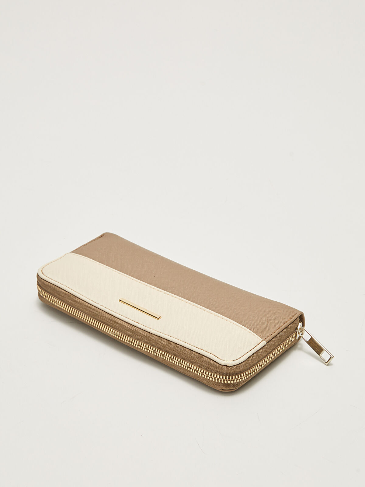 Renk Bloklu Deri Görünümlü Kadın Cüzdan