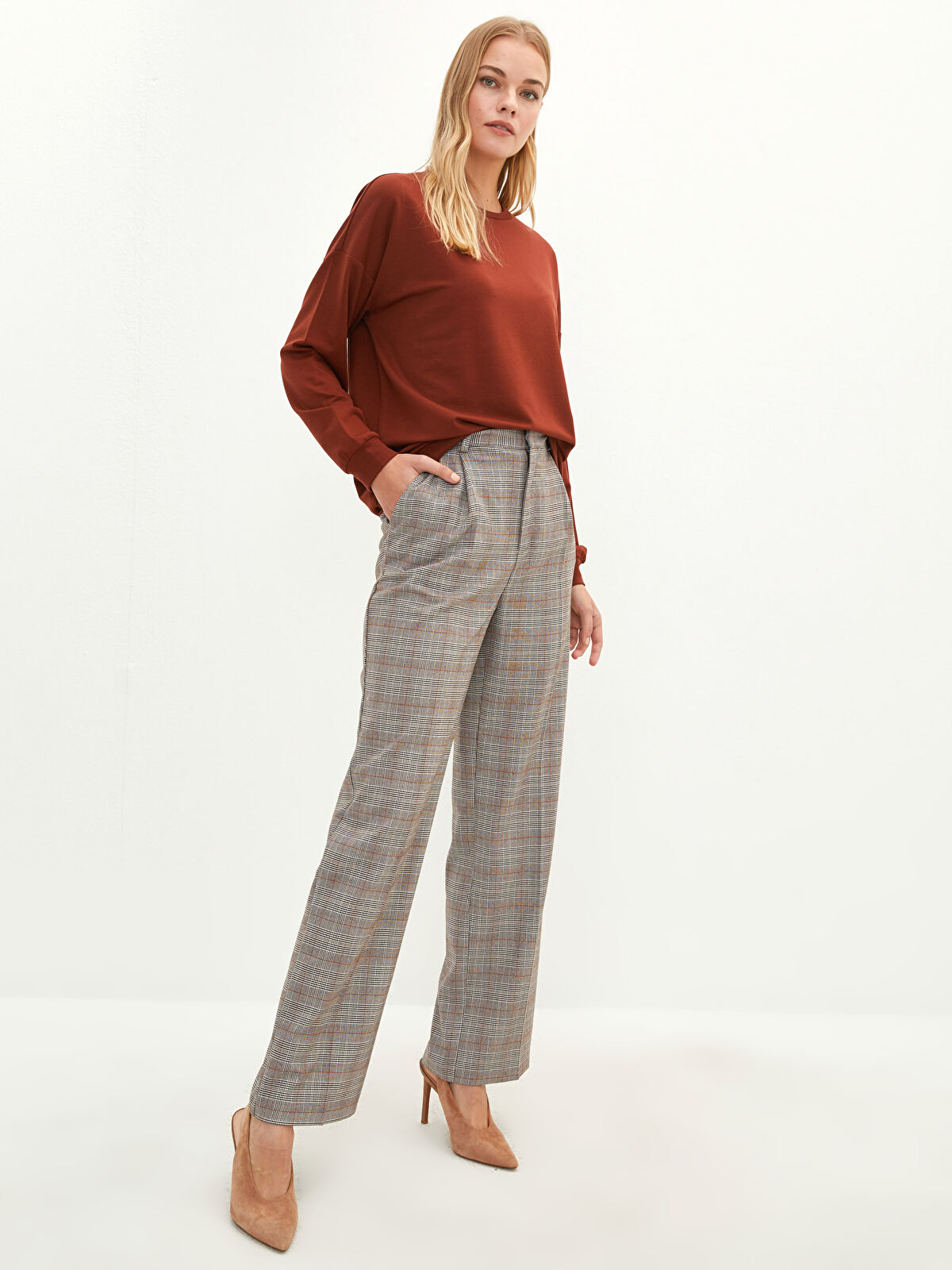 LCW CLASSIC Rahat Kalıp Ekose Geniş Paça Kadın Pantolon