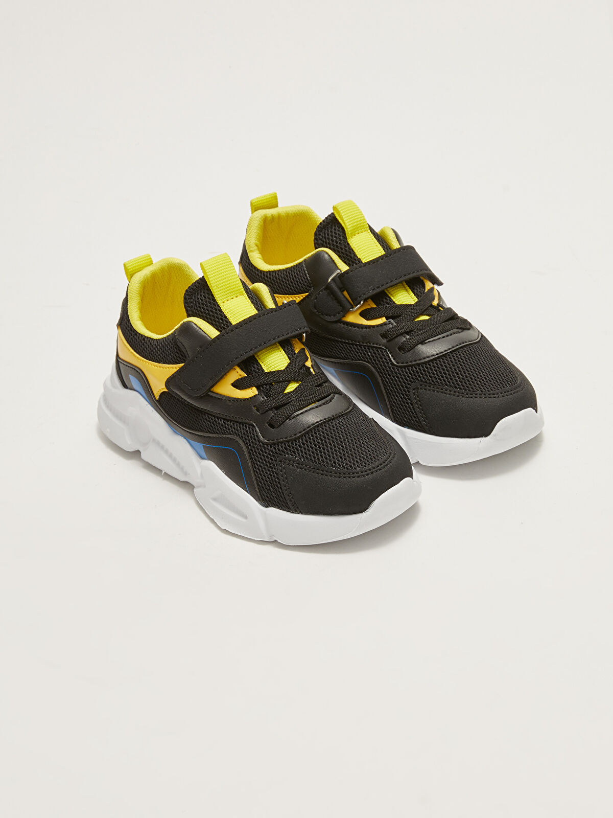 File Detaylı Bağcık ve Cırt Cırtlı Erkek Çocuk Spor Ayakkabı