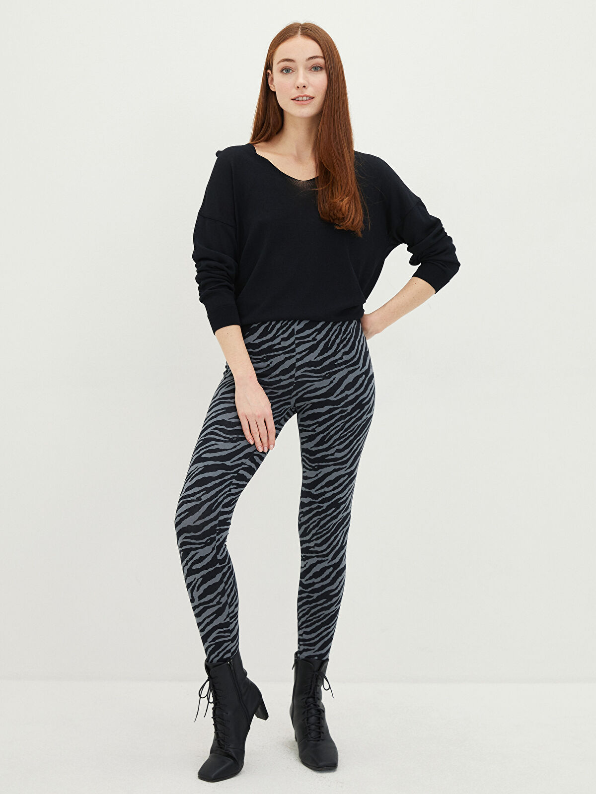 LCW BASIC Beli Lastikli Desenli Kadın Tayt LCW BASIC Beli Lastikli Desenli Kadın Tayt