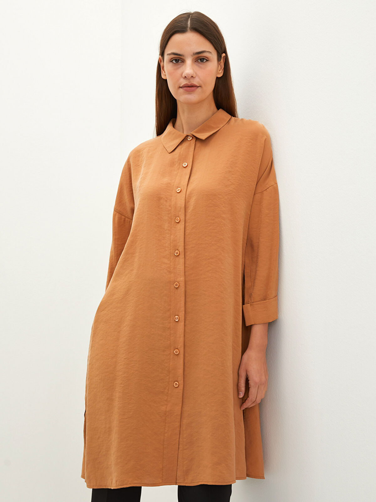 MODEST Gömlek Yaka Düz Düğme Kapamalı Tencel Kumaş Kadın Tunik