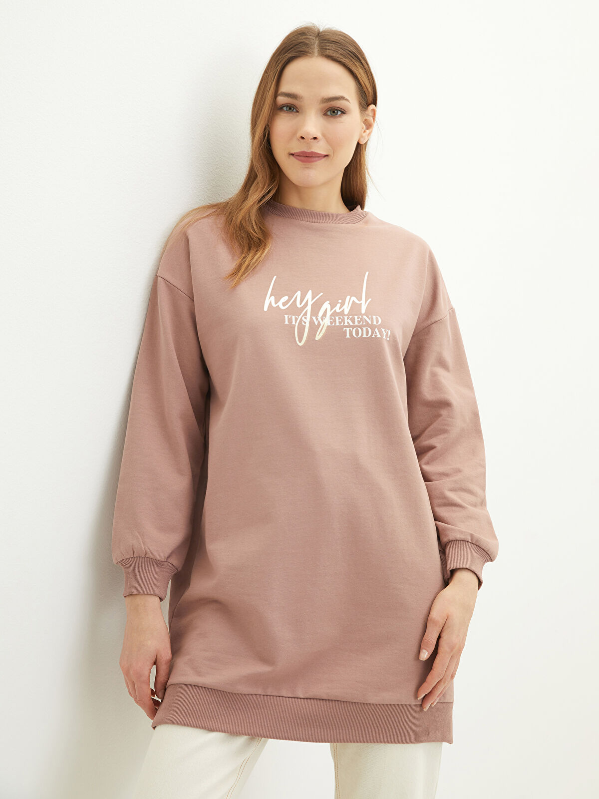 MODEST Bisiklet Yaka Yazı Baskılı Uzun Kollu Oversize Kadın Tunik