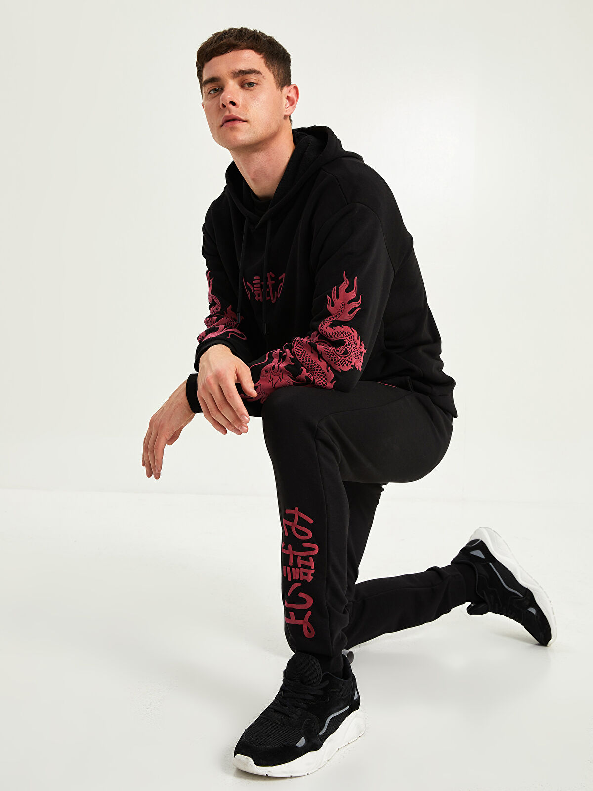 XSIDE Standart Kalıp Baskılı Erkek Jogger Eşofman Altı