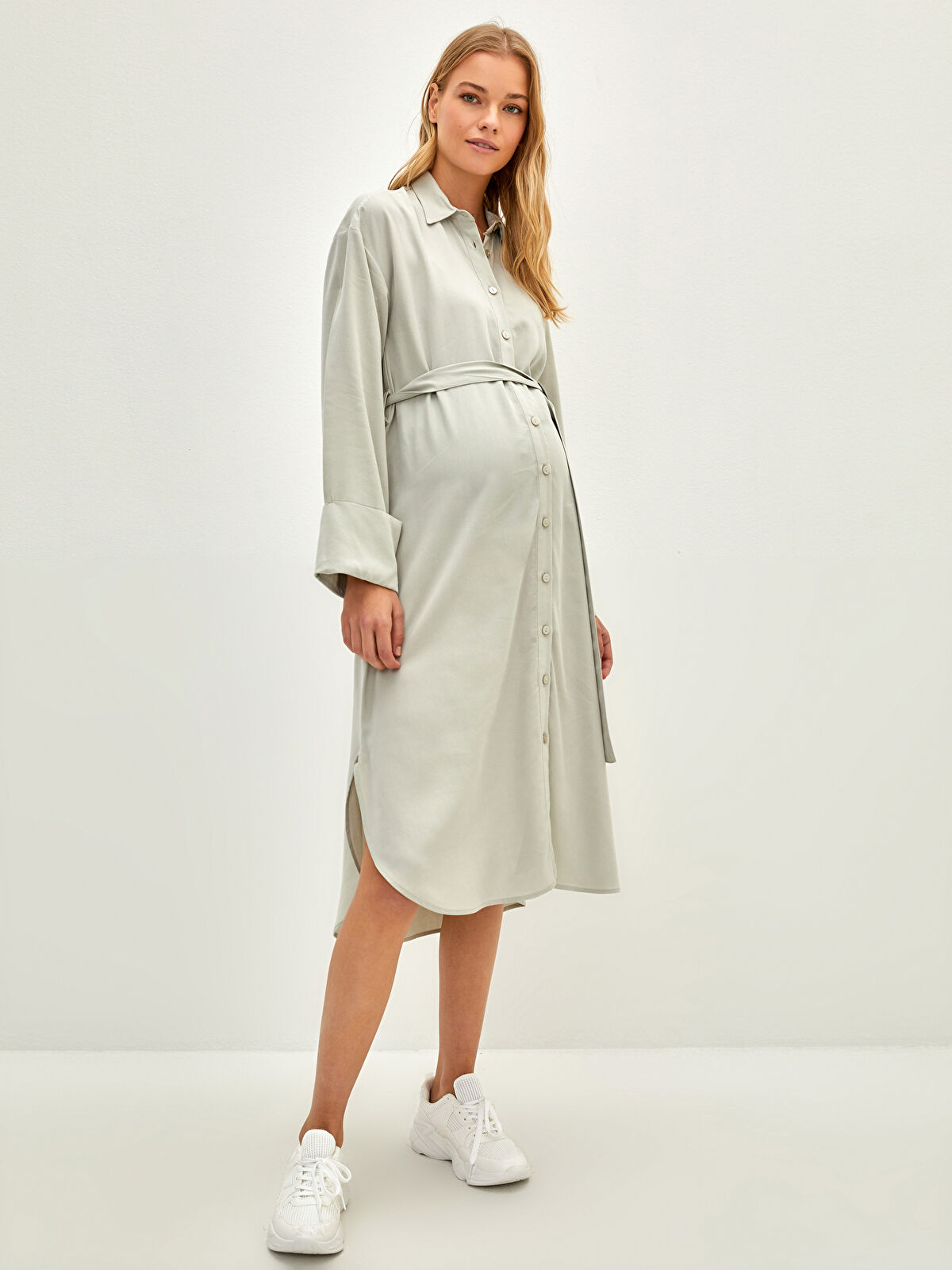 Gömlek Yaka Bağlama Detaylı Uzun Kollu Tencel Kumaş Hamile Elbise Gömlek Yaka Bağlama Detaylı Uzun Kollu Tencel Kumaş Hamile Elbise