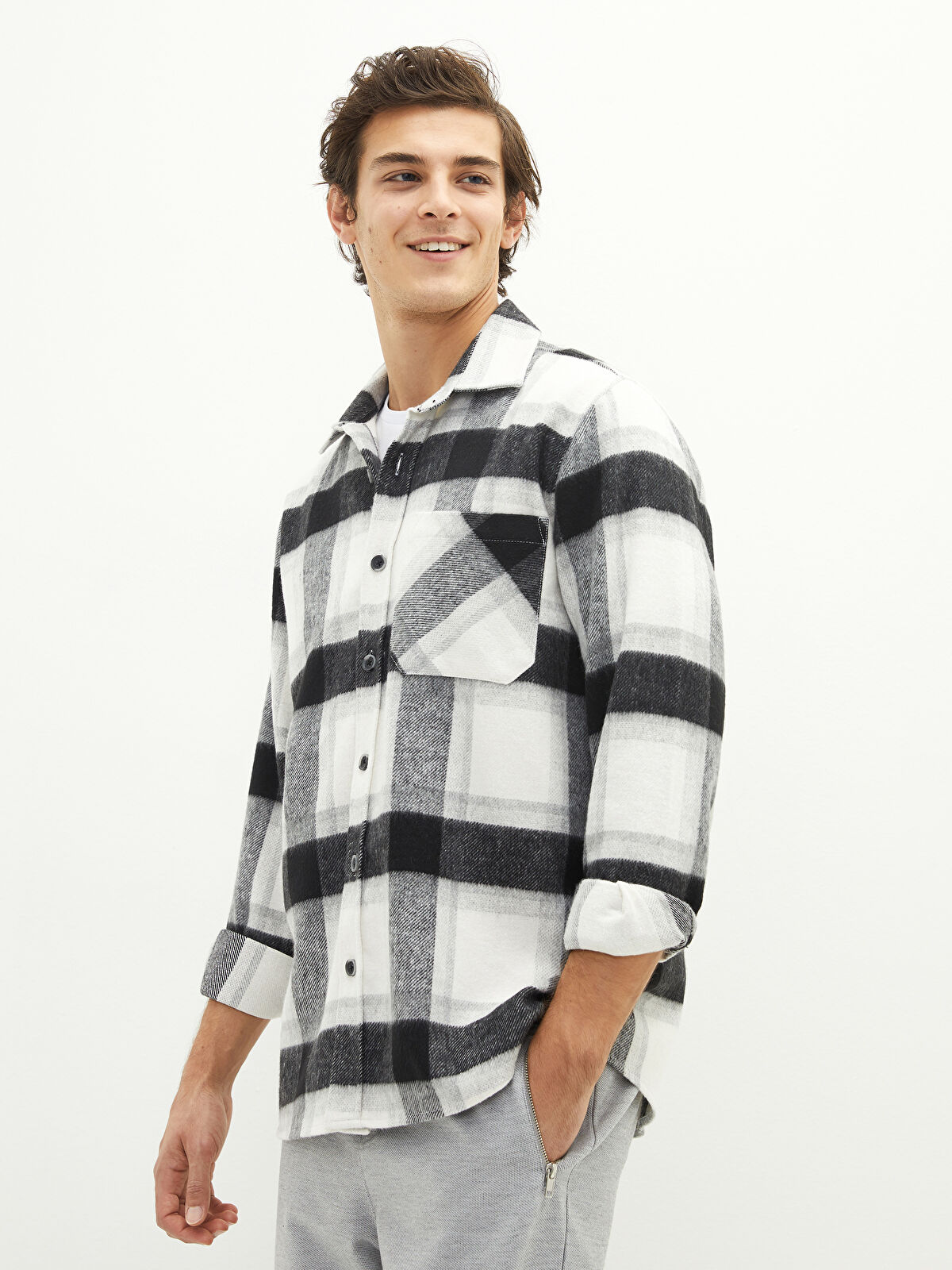 LCW CASUAL Regular Fit Uzun Kollu Ekose Gabardin Erkek Gömlek Ceket