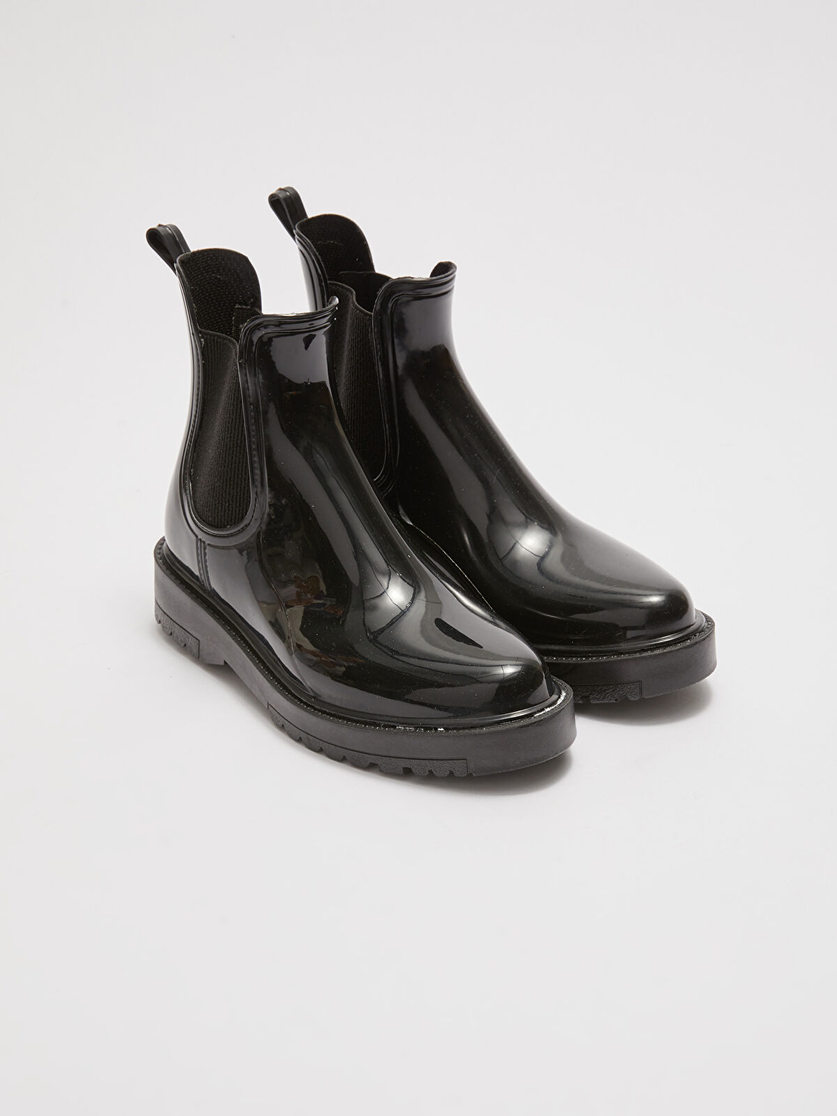 Kalın Tabanlı Yanları Lastikli Kadın Bot Kalın Tabanlı Yanları Lastikli Kadın Bot