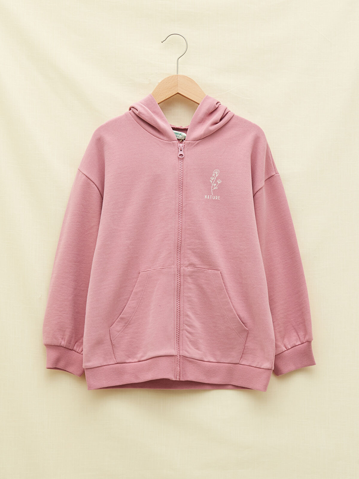 LCW GREEN Kapüşonlu Baskılı Uzun Kollu Organik Pamuklu Kız Çocuk Fermuarlı Sweatshirt