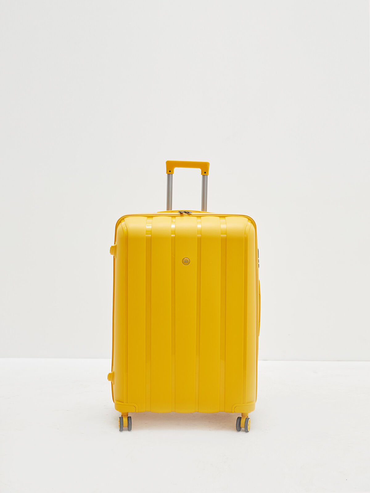 Küçük Boy Çekme Mekanizmalı Valiz