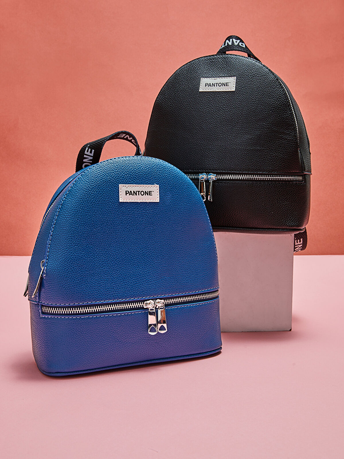 PANTONE X XSIDE Ayarlanabilir Askılı Kadın Sırt Çantası