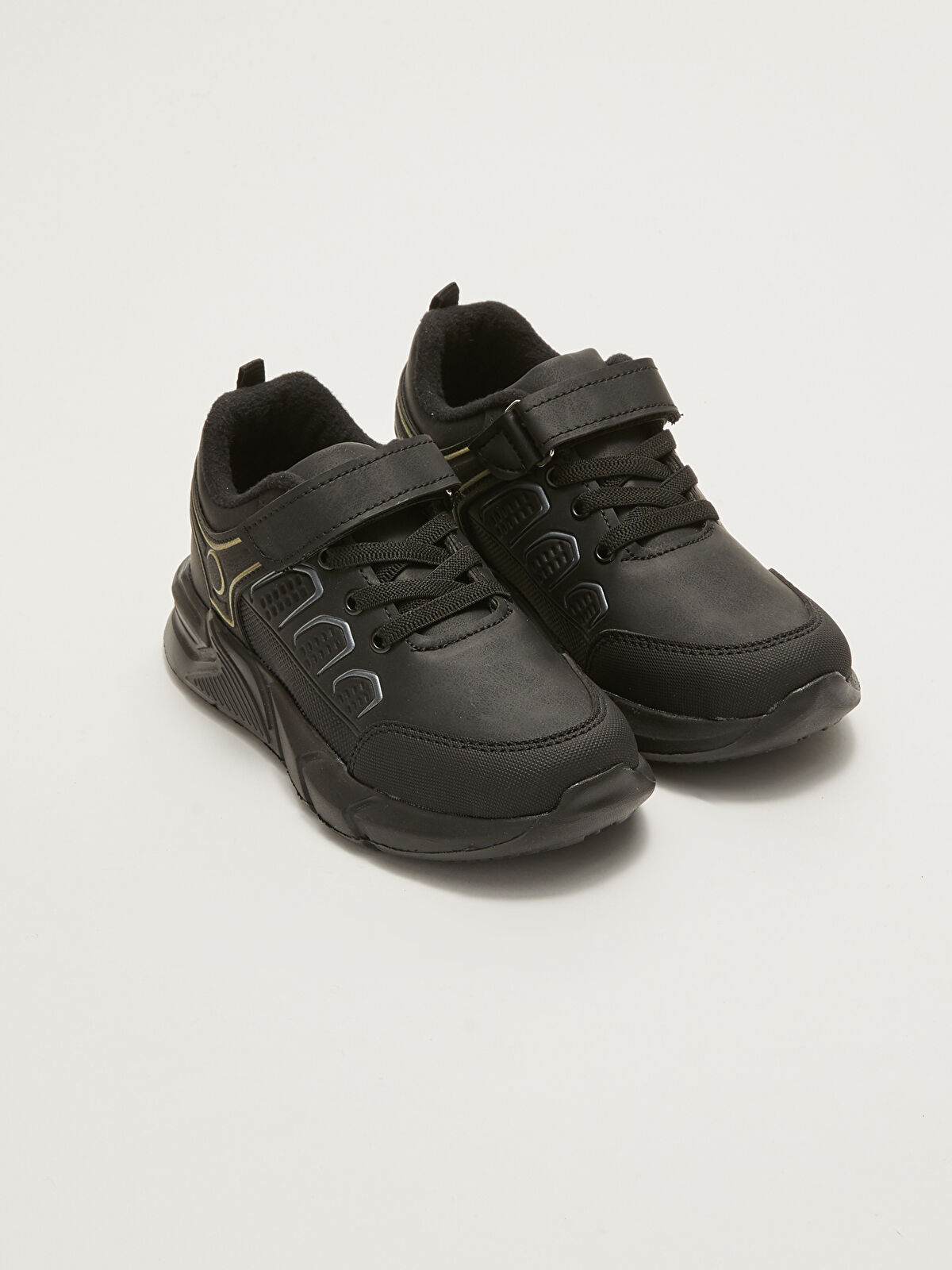 Bağcık ve Cırt Cırtlı Erkek Çocuk Trekking Ayakkabı