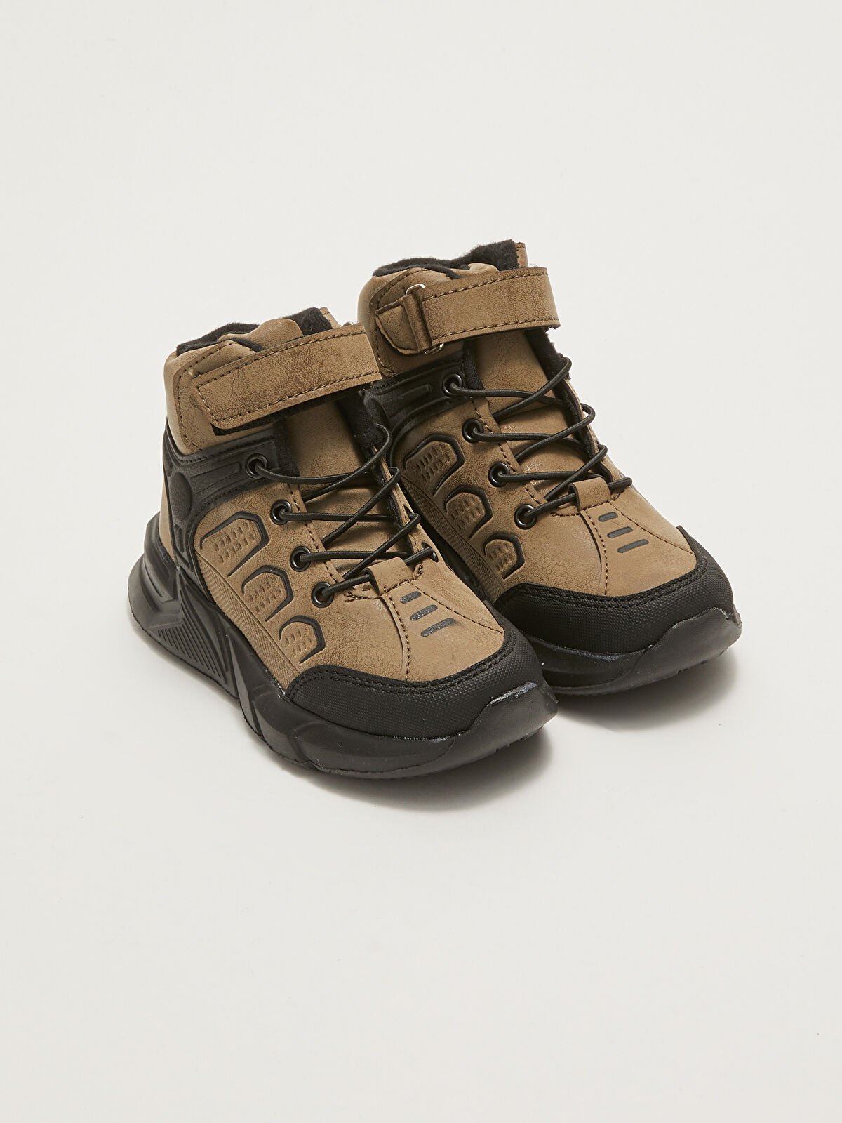 Bağcık ve Cırt Cırtlı Erkek Çocuk Trekking Bot