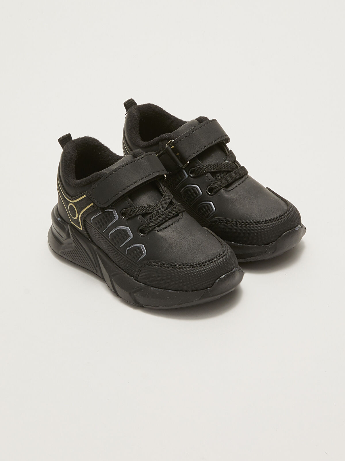 Bağcık ve Cırt Cırtlı Erkek Çocuk Trekking Ayakkabı