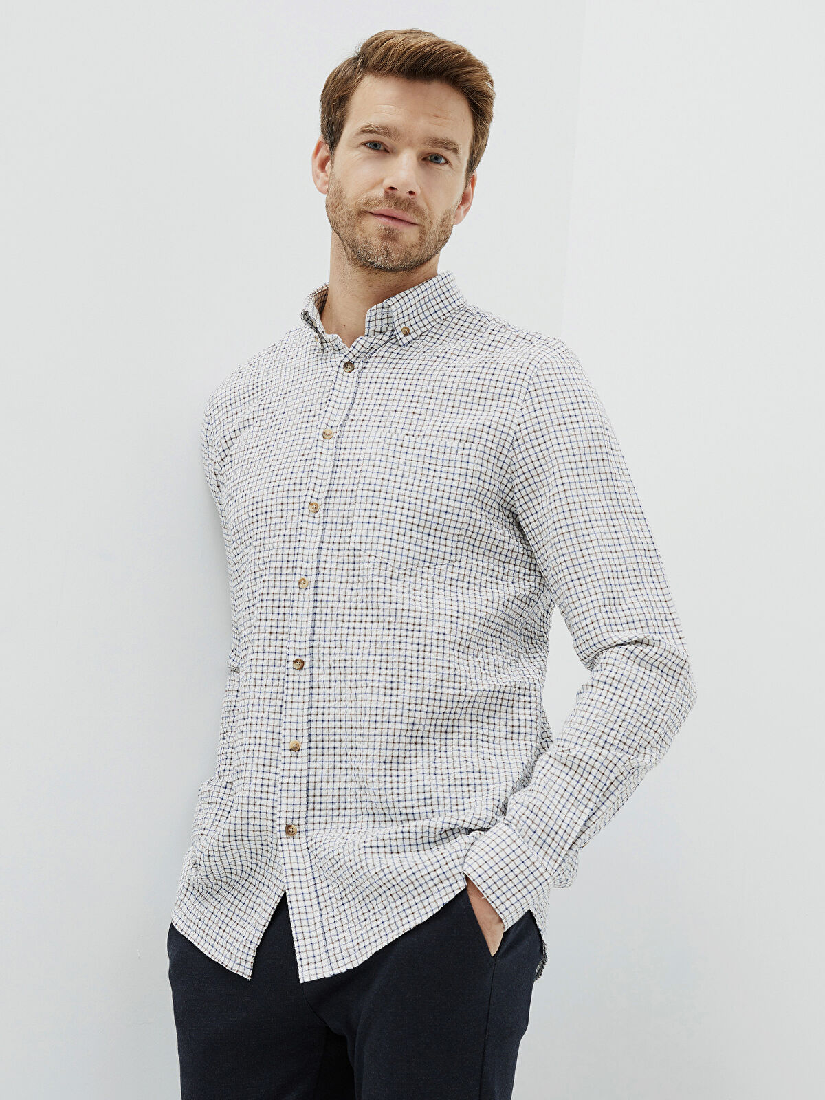 LCW CLASSIC Regular Fit Uzun Kollu Ekose Gabardin Erkek Gömlek LCW CLASSIC Regular Fit Uzun Kollu Ekose Gabardin Erkek Gömlek