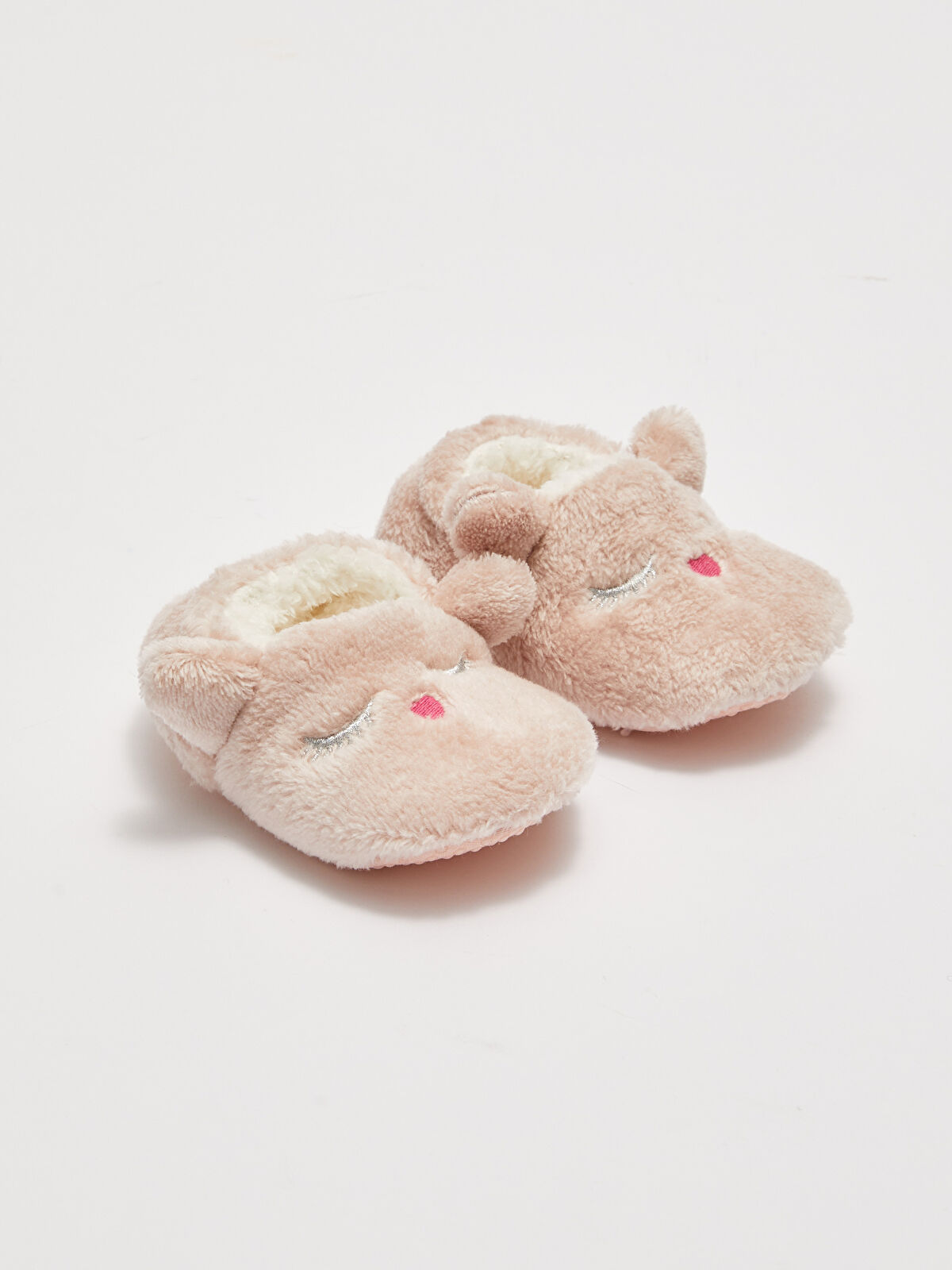 Nakış Detaylı Pelüş Kız Bebek Yürüme Öncesi Ev Patiği