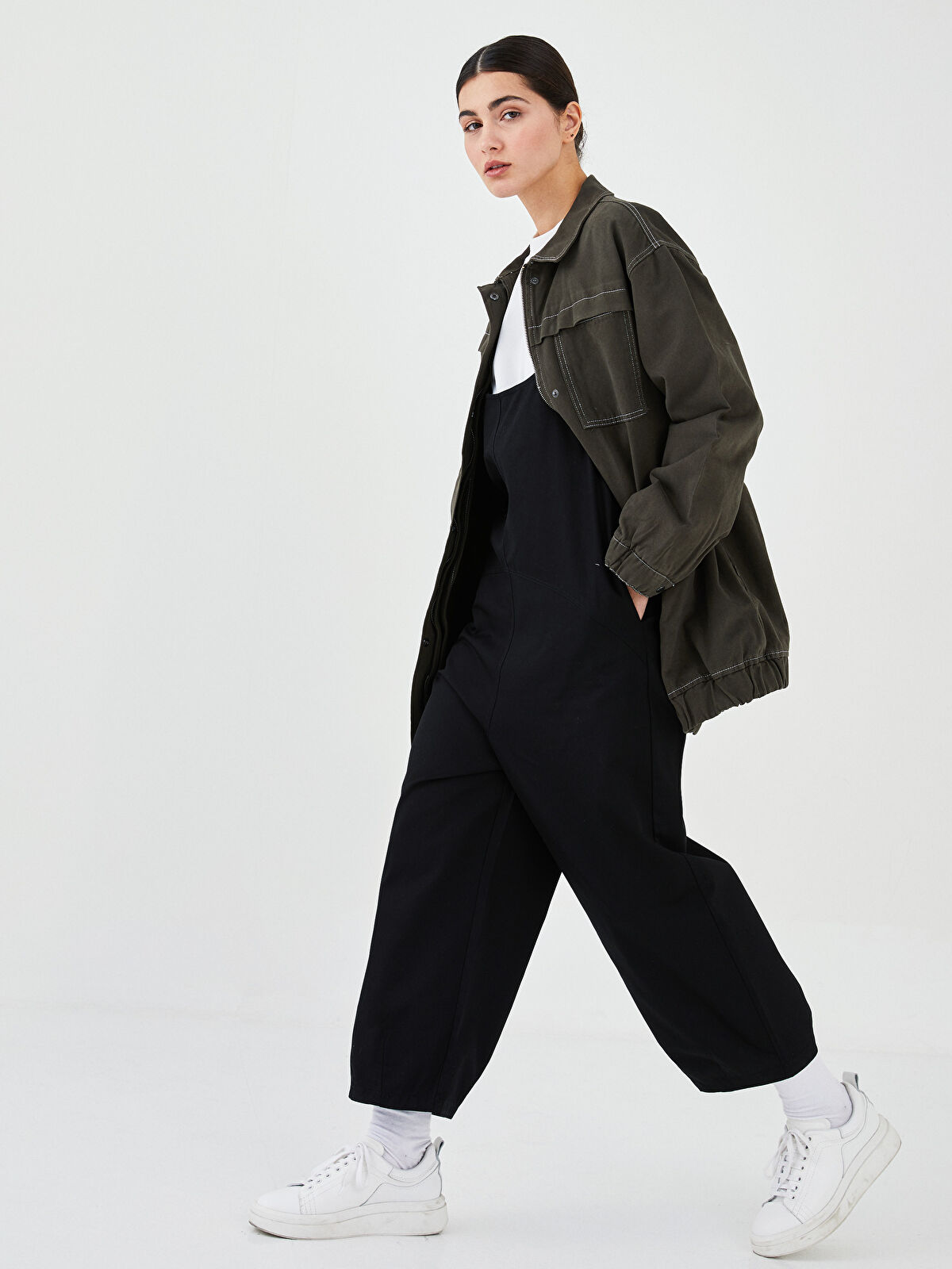 QOOQ STORE Gömlek Yaka Düz Uzun Kollu Kadın Jean Ceket QOOQ STORE Gömlek Yaka Düz Uzun Kollu Kadın Jean Ceket