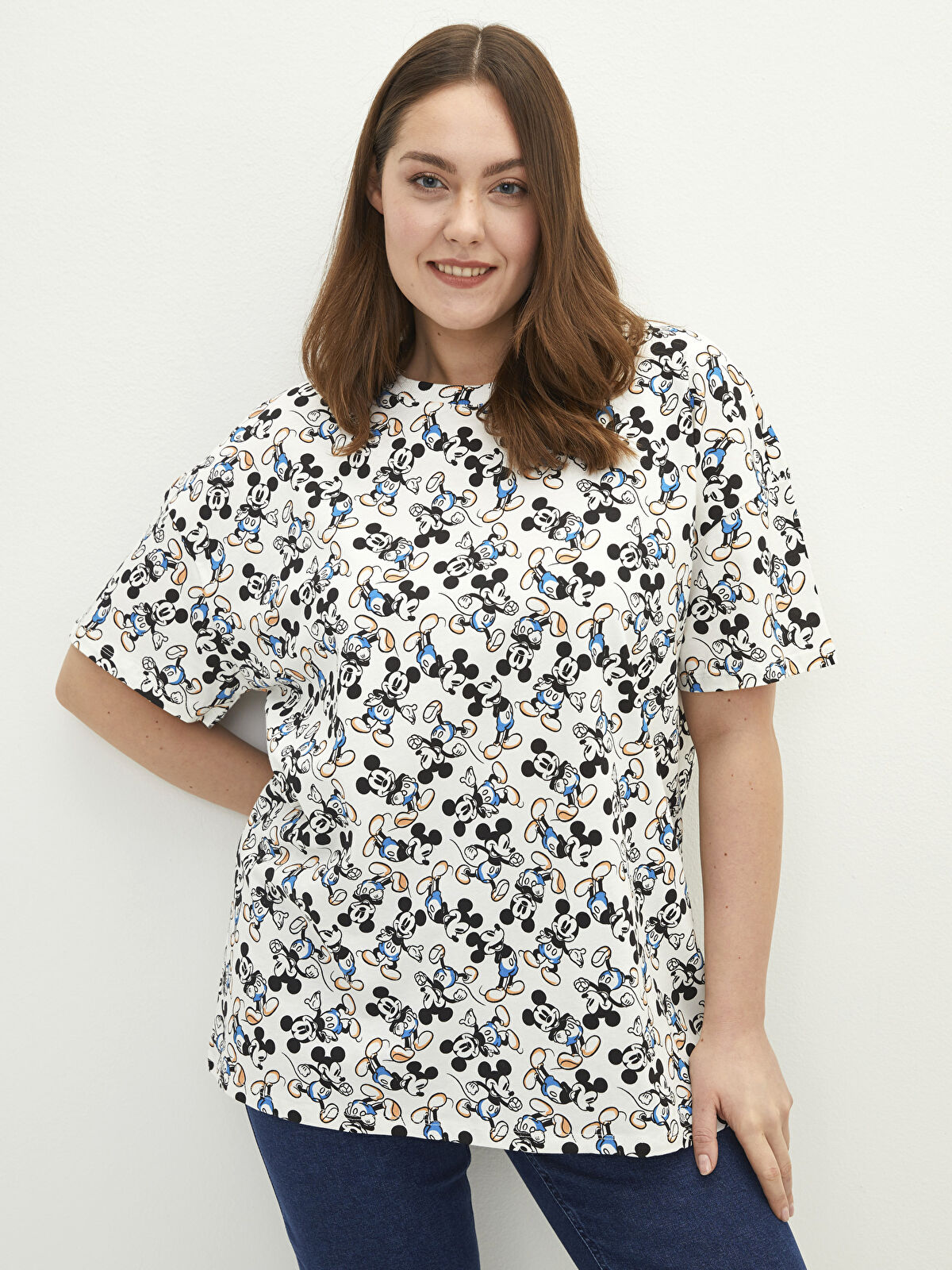 Büyük Beden Bisiklet Yaka Mickey Mouse Baskılı Kısa Kollu Pamuklu Kadın Tişört