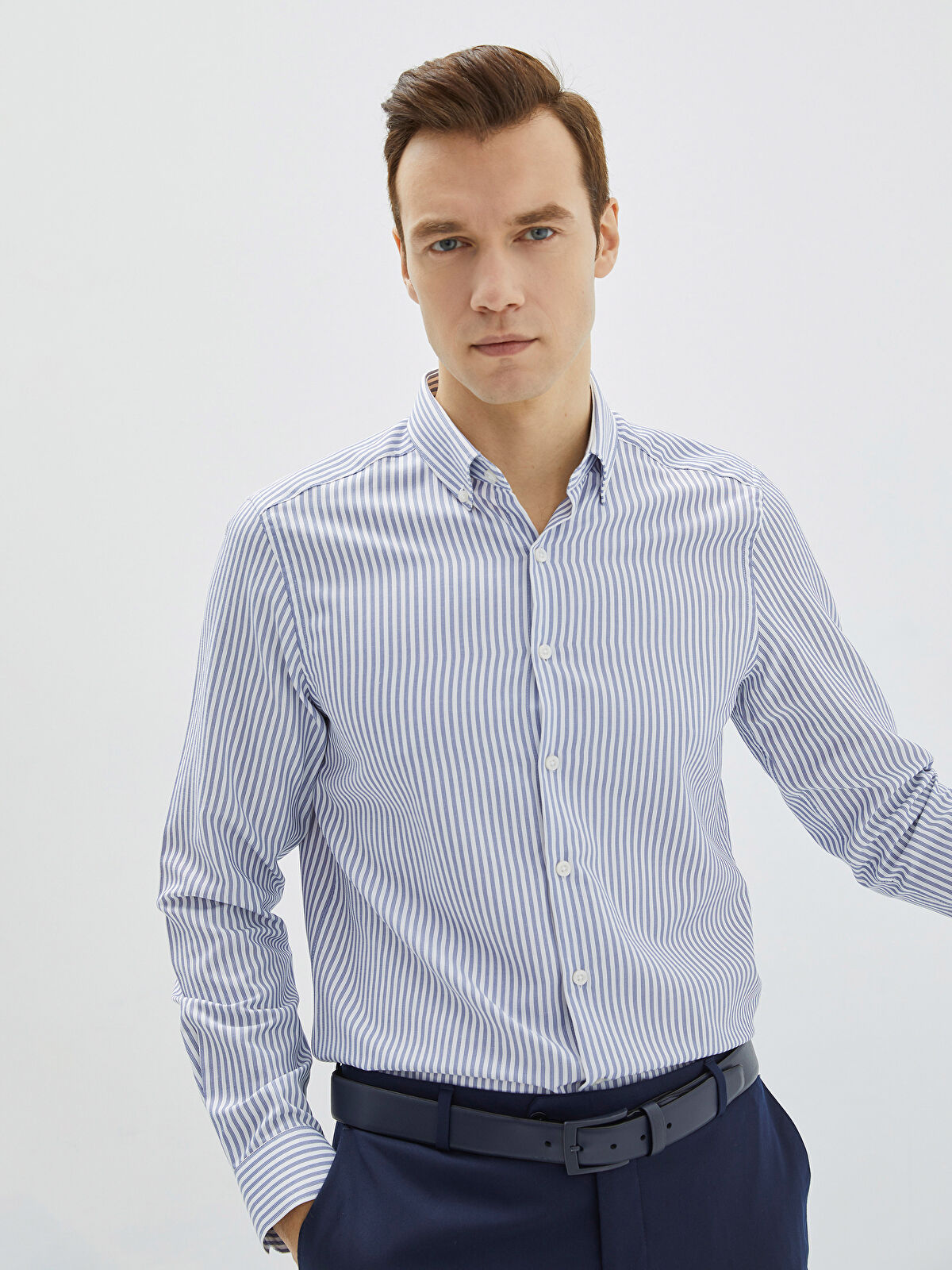 LCW FORMAL Slim Fit Uzun Kollu Çizgili Oxford Erkek Gömlek