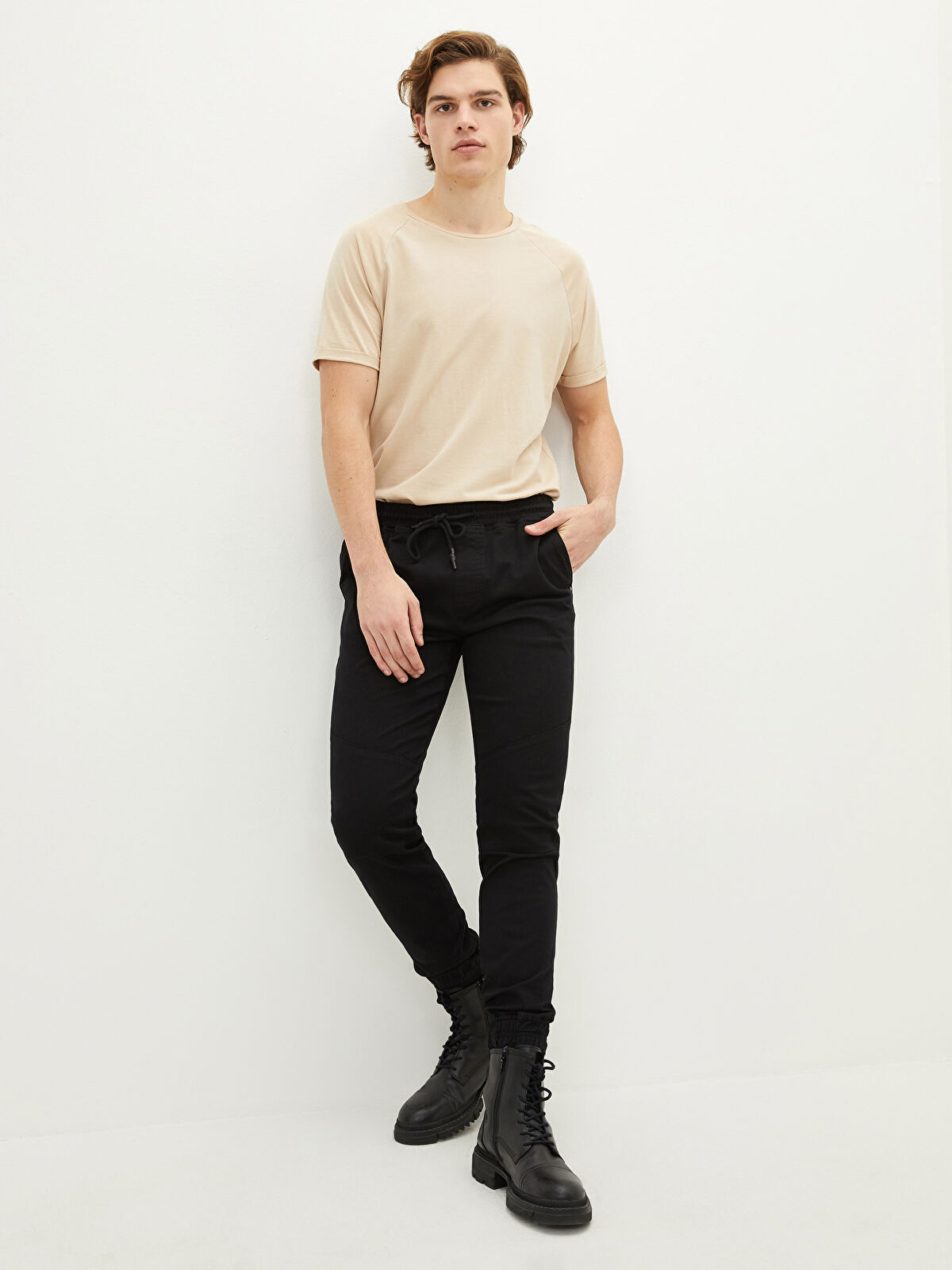 LCW CASUAL Slim Fit Gabardin Erkek Jogger Pantolon