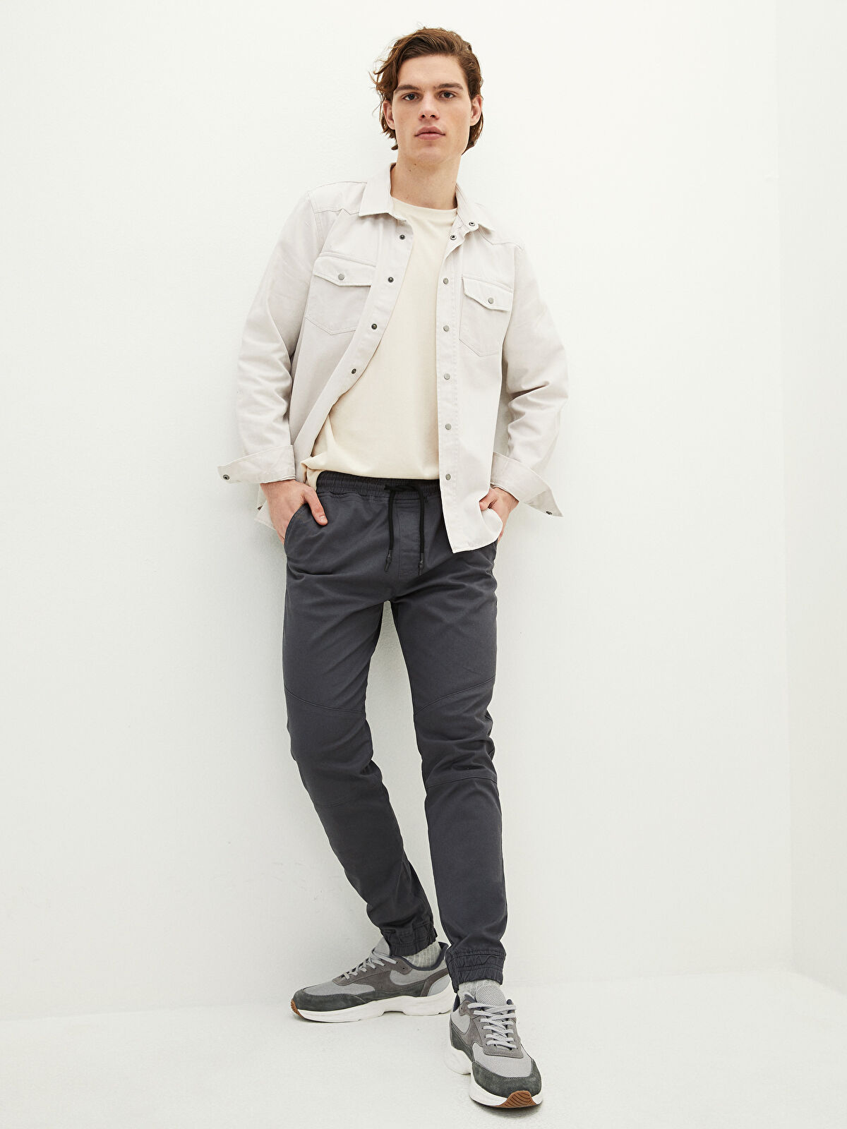 LCW CASUAL Slim Fit Gabardin Erkek Jogger Pantolon