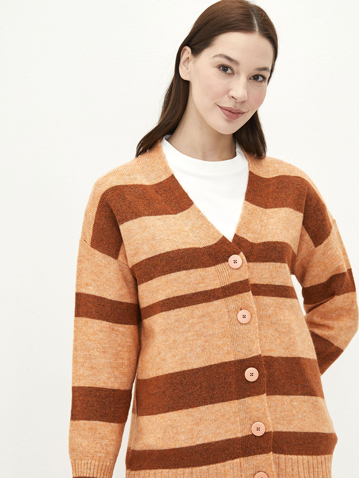 MODEST V Yaka Renk Bloklu Uzun Kollu Kadın Triko Hırka