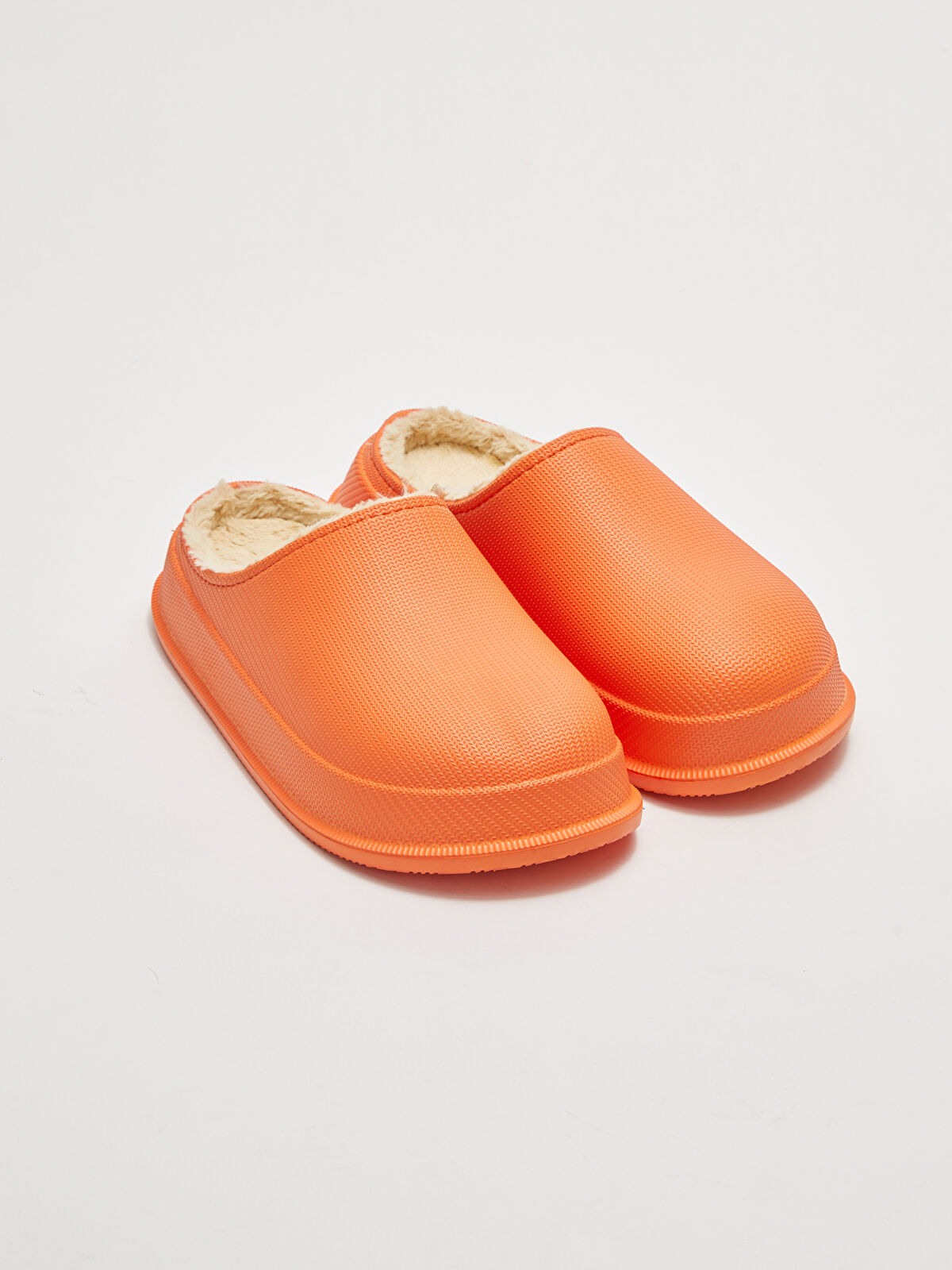 Önü Kapalı Kadın Ev Terliği