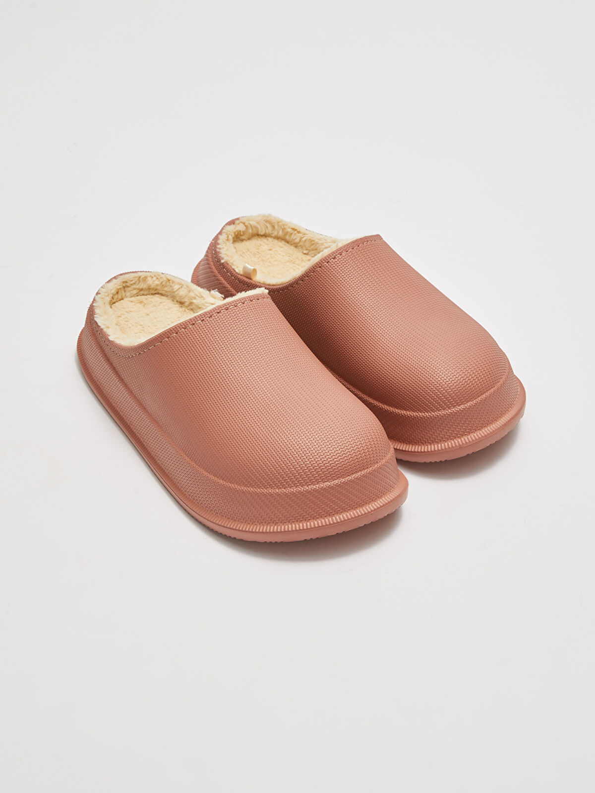 Önü Kapalı Kadın Ev Terliği