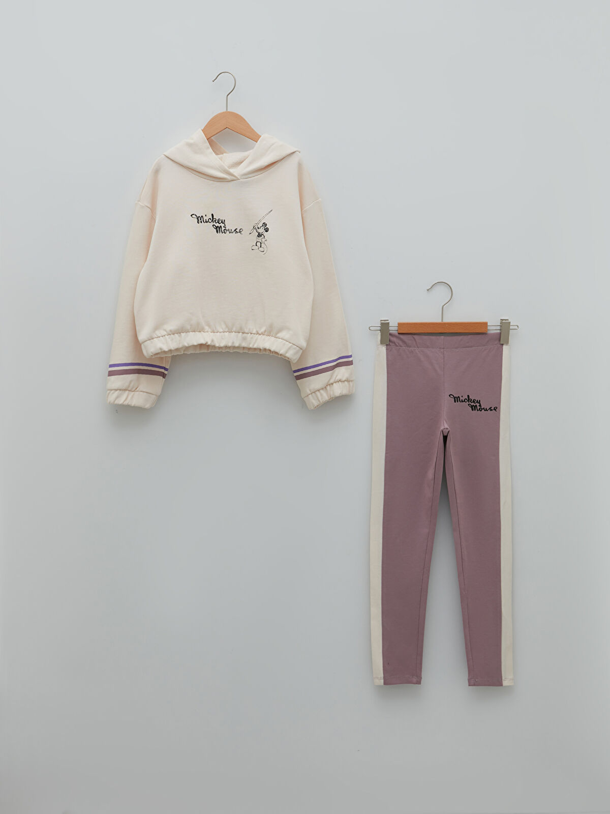 Kapüşonlu Mickey Mouse Baskılı Uzun Kollu Kız Çocuk Sweatshirt ve Tayt