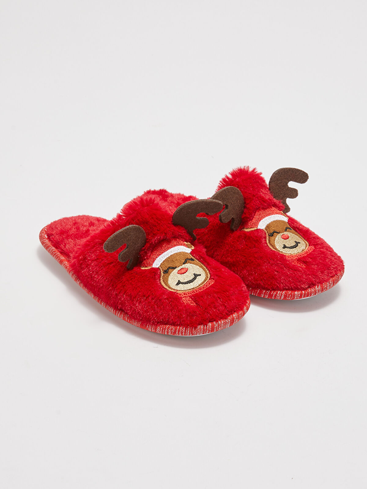 Yılbaşı Temalı Nakış Detaylı Pelüş Kız Çocuk Ev Terliği