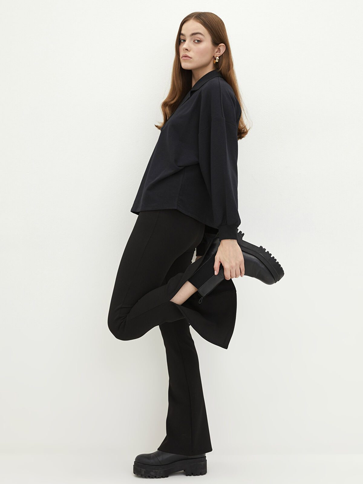 LCW VISION Beli Lastikli Düz Paçaları Yırtmaç Detaylı Kadın Pantolon