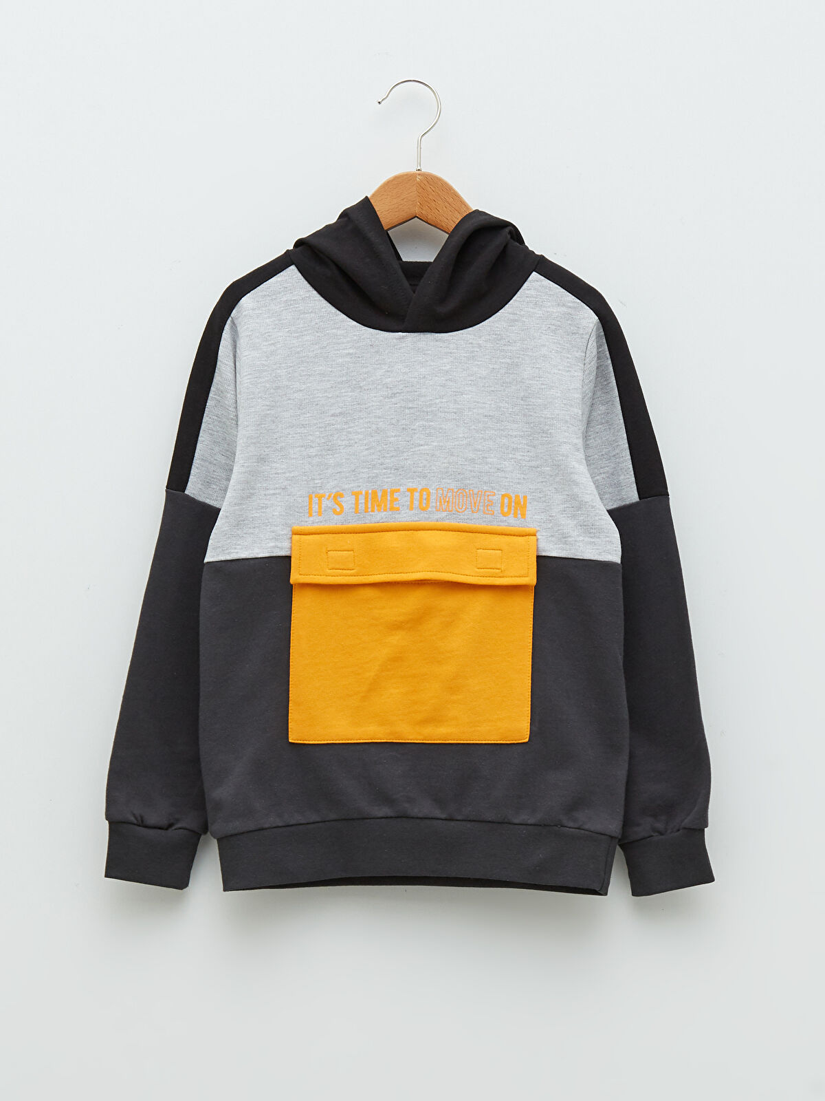 Kapüşonlu Renk Bloklu Uzun Kollu Erkek Çocuk Sweatshirt