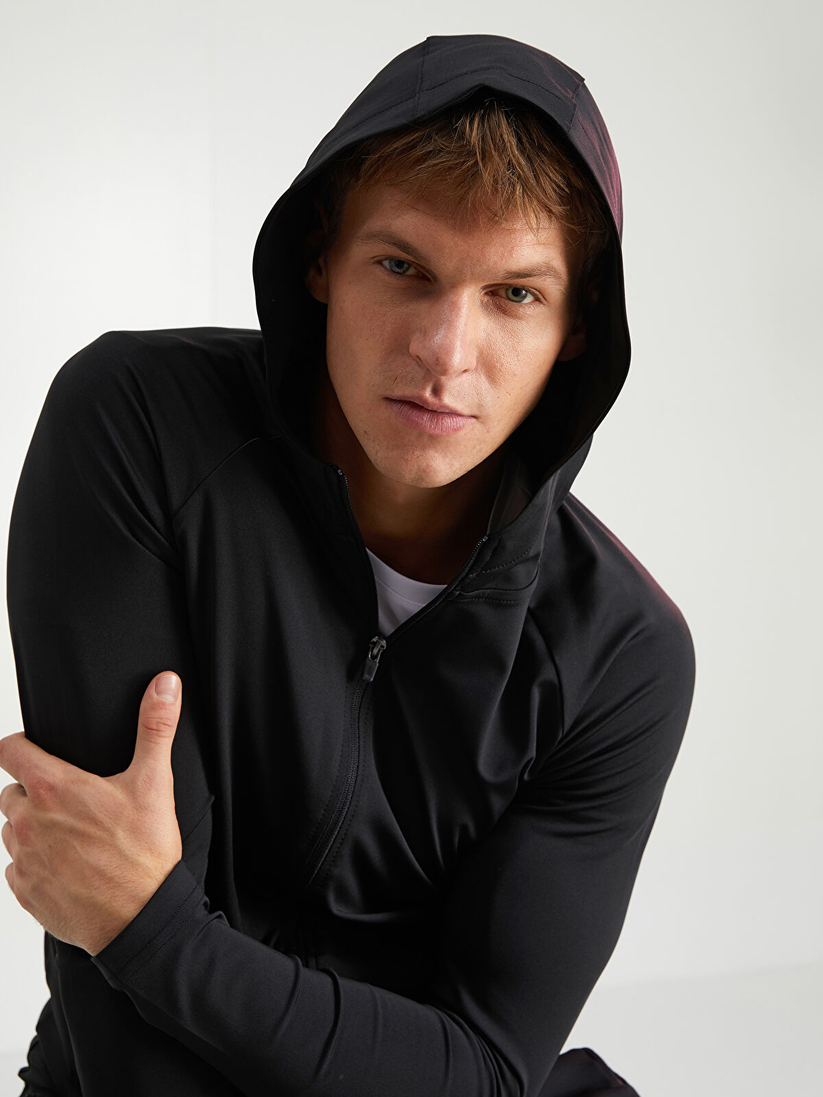 LCW SPORTS Standart Kalıp Kapüşonlu Erkek Spor Hırka LCW SPORTS Standart Kalıp Kapüşonlu Erkek Spor Hırka