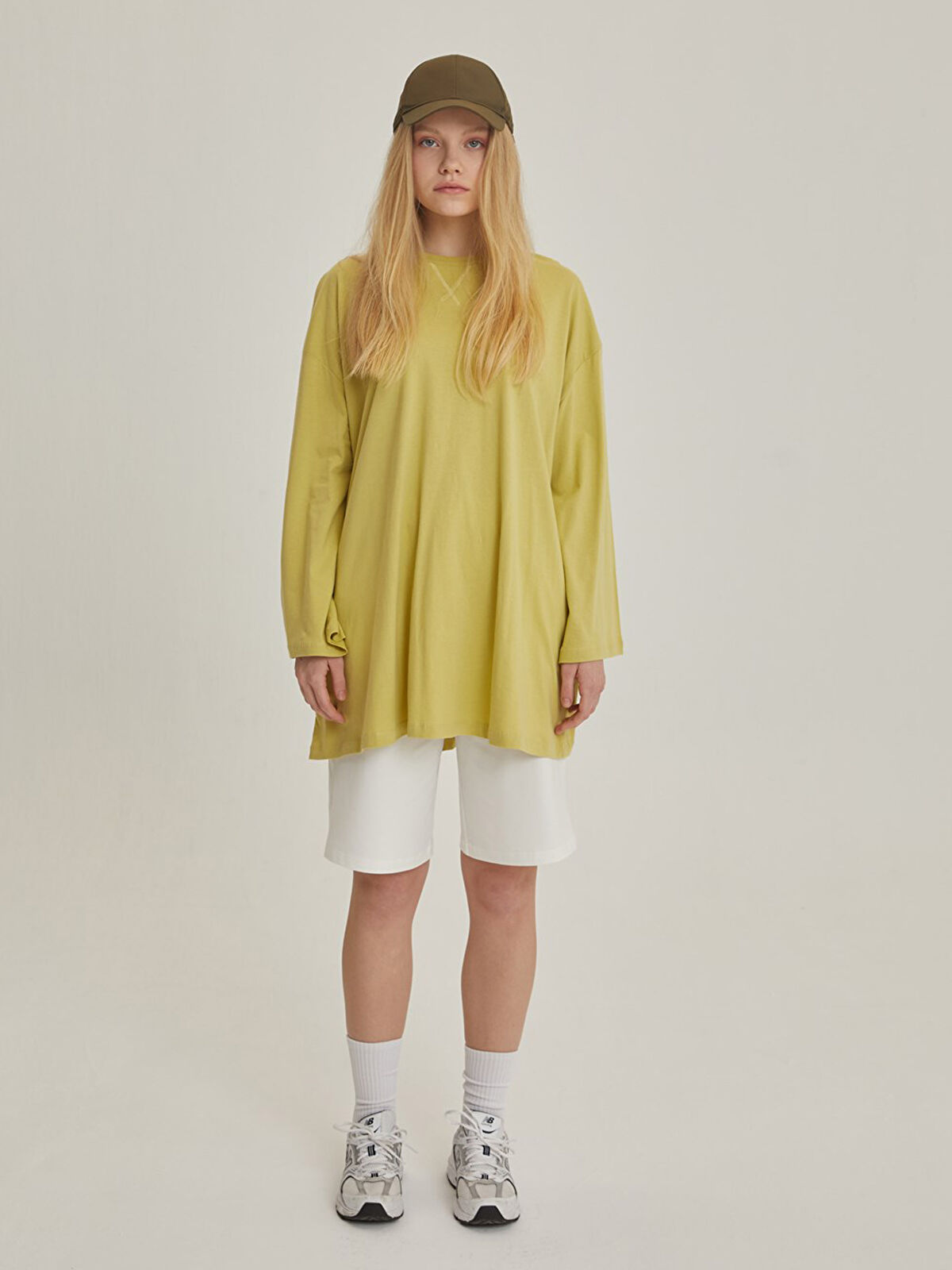 QOOQ UP Bisiklet Yaka Düz Uzun Kollu Kadın Tunik