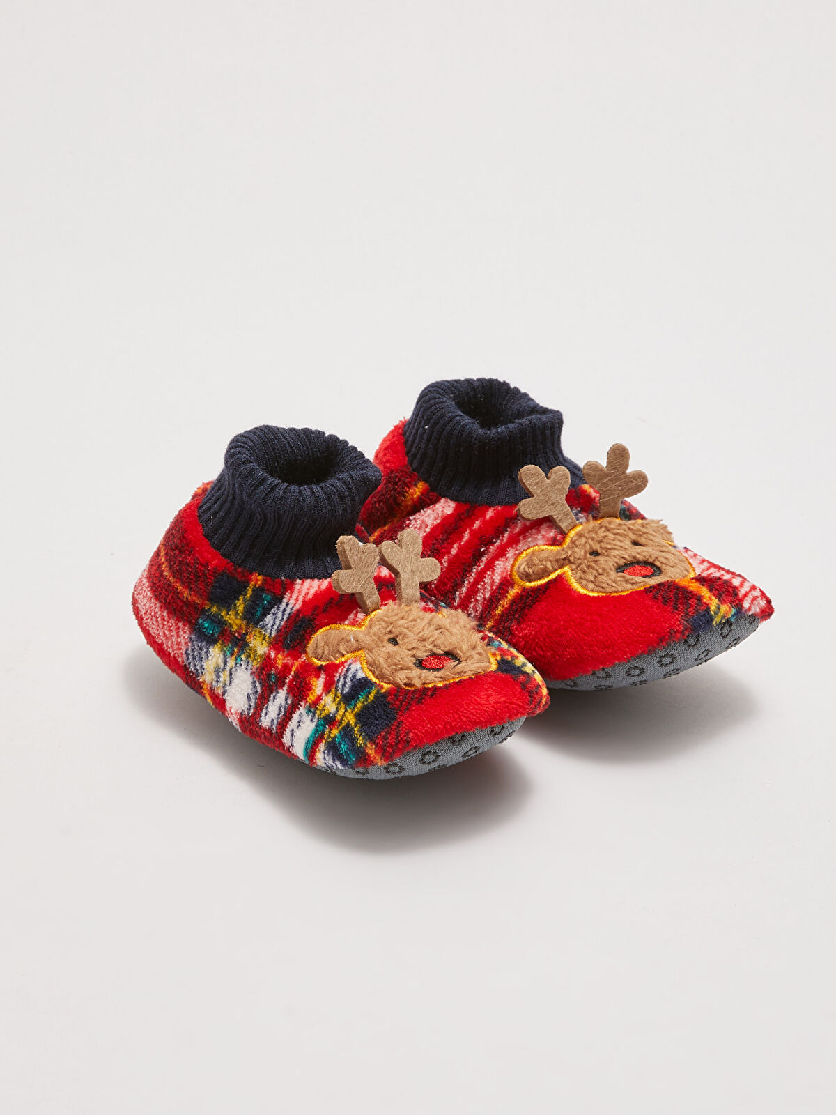 Yılbaşı Temalı Nakış Detaylı Erkek Çocuk Ev Terliği