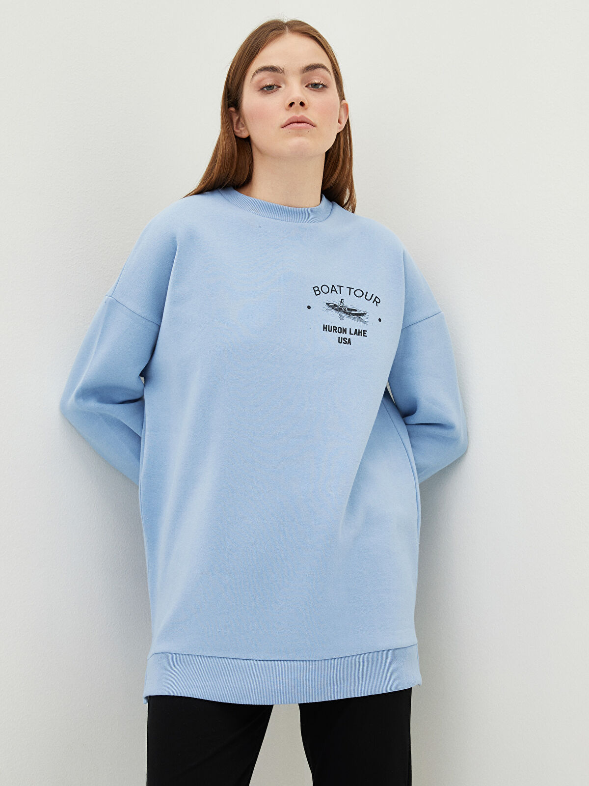 MODEST Bisiklet Yaka Yazı Baskılı Uzun Kollu Oversize Kadın Tunik