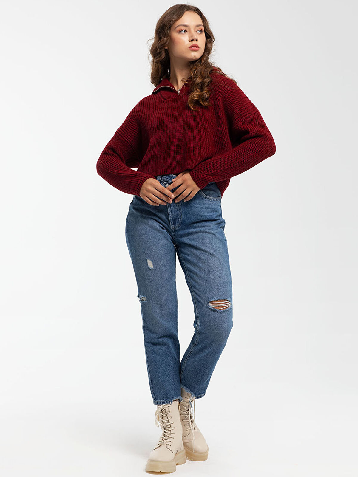 Nisan Triko Dik Yaka Düz Uzun Kollu Oversize Kadın Triko Kazak