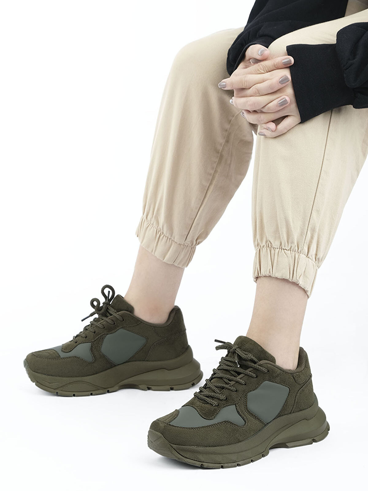 Marjin Bağcıklı Renk Bloklu Kalın Tabanlı Kadın Spor Ayakkabı