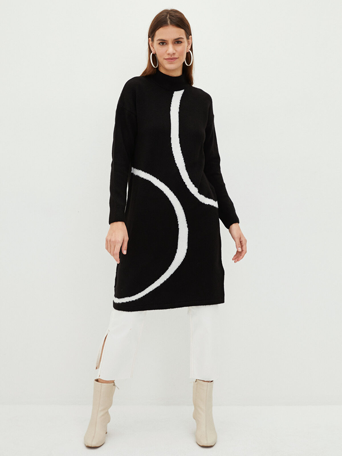 LCW CLASSIC Yarım Balıkçı Yaka Desenli Uzun Kollu Kadın Triko Tunik