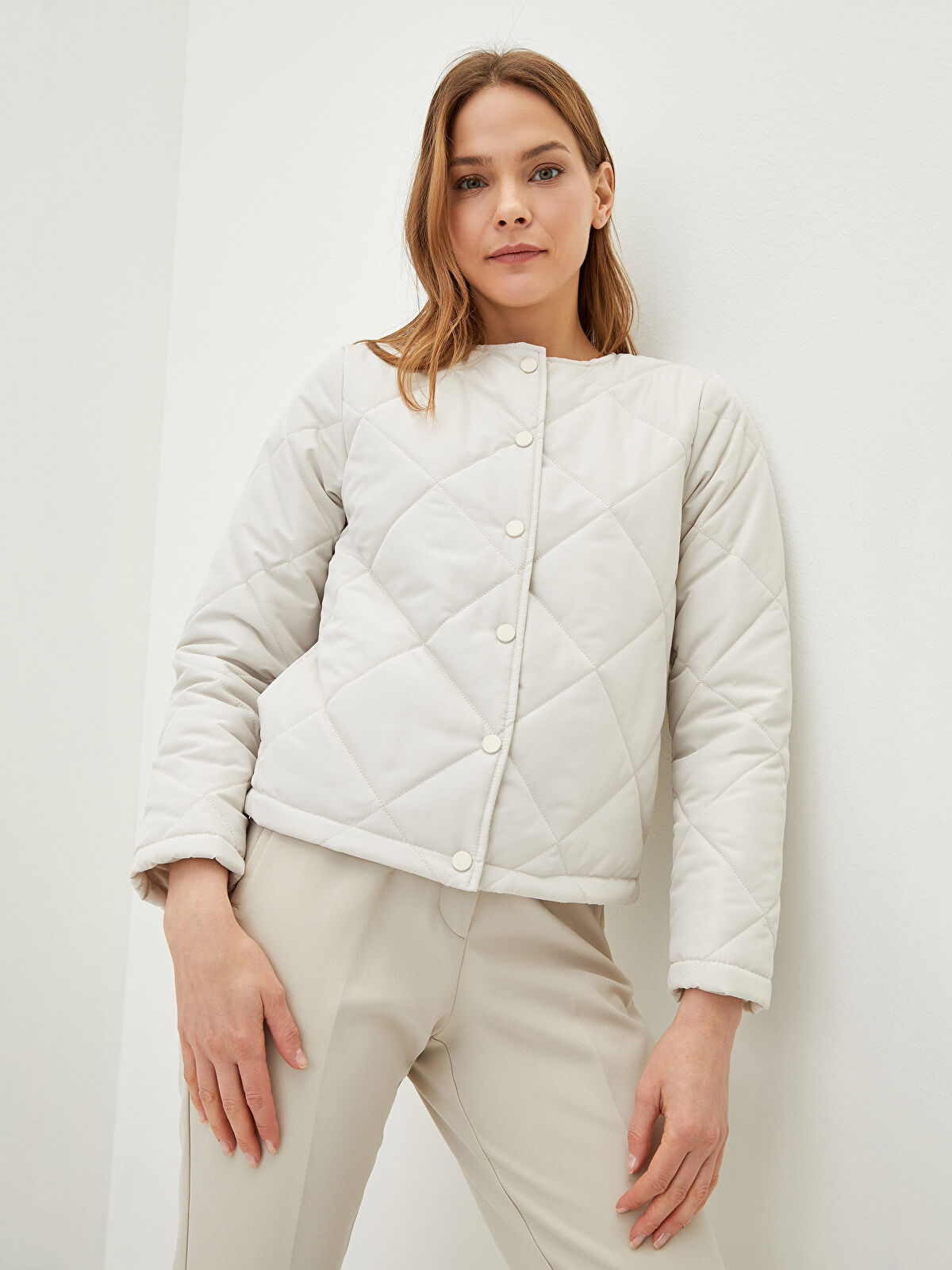 LCW CLASSIC Bisiklet Yaka Kapitone Desenli Uzun Kollu İnce Kadın Şişme Mont