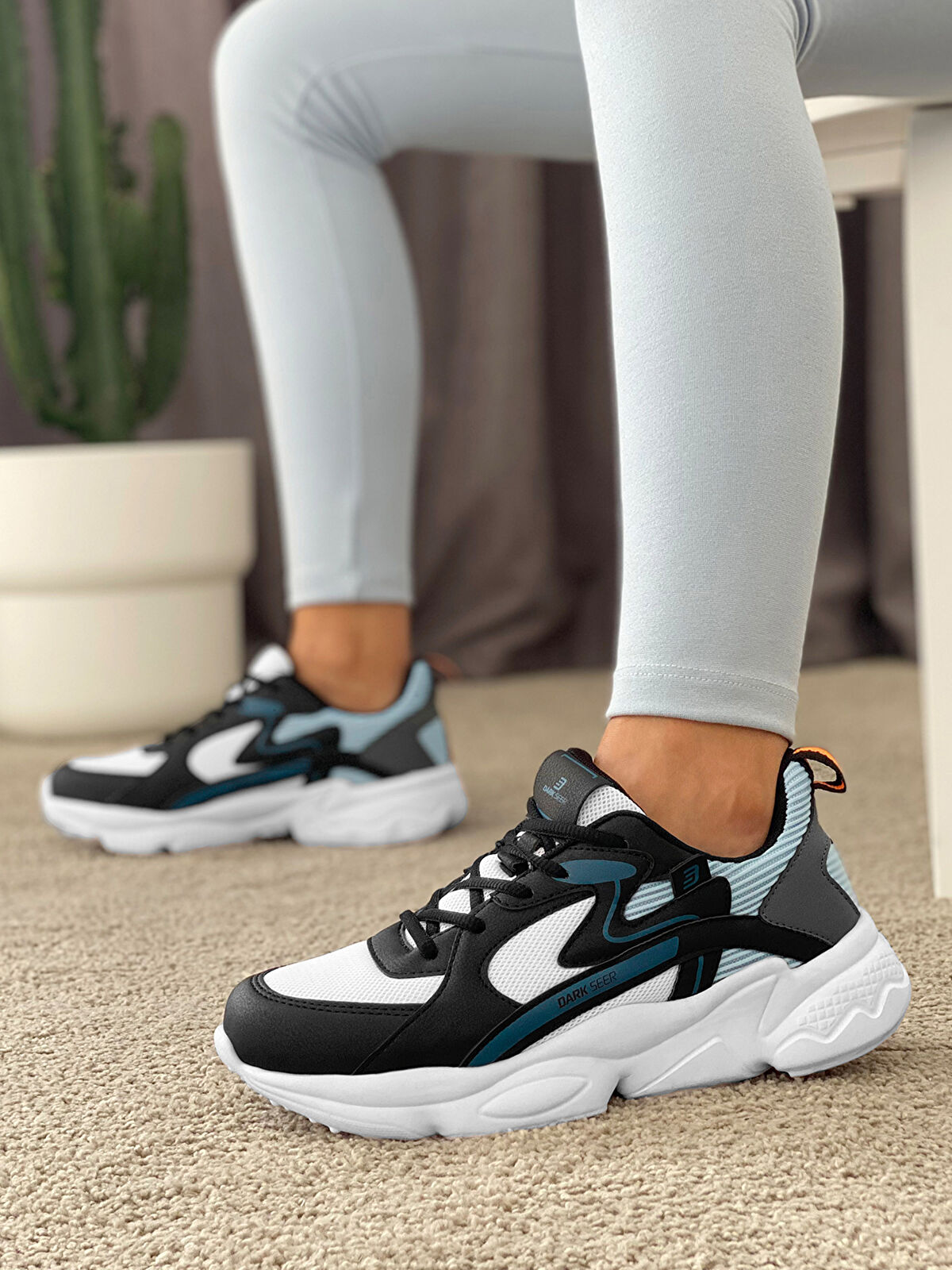 Dark Seer Bağcıklı Kalın Tabanlı Kadın Spor Ayakkabı