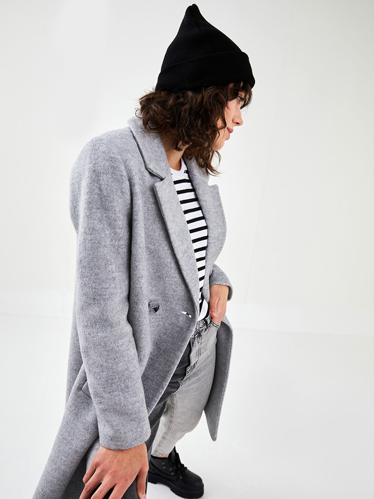 Etiket Detaylı Kadın Triko Bere