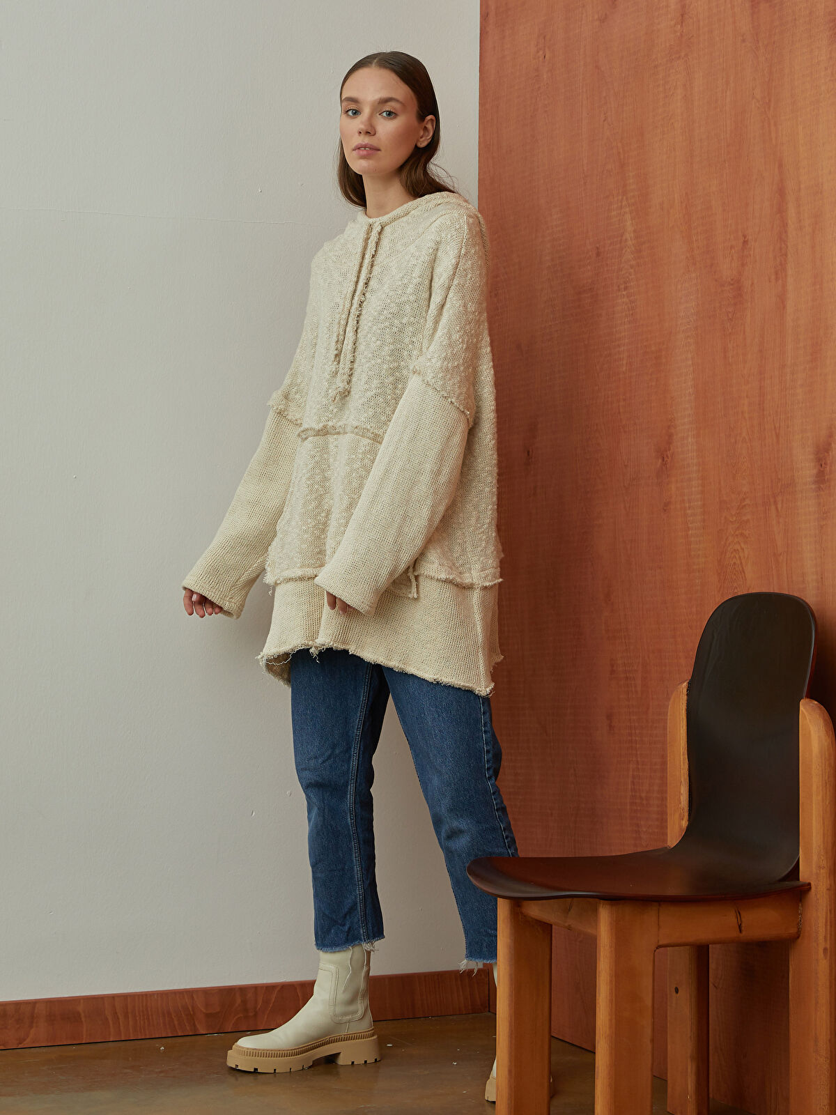 QOOQ STORE Kapüşonlu Kendinden Desenli Uzun Kollu Kadın Triko Sweatshirt QOOQ STORE Kapüşonlu Kendinden Desenli Uzun Kollu Kadın Triko Sweatshirt