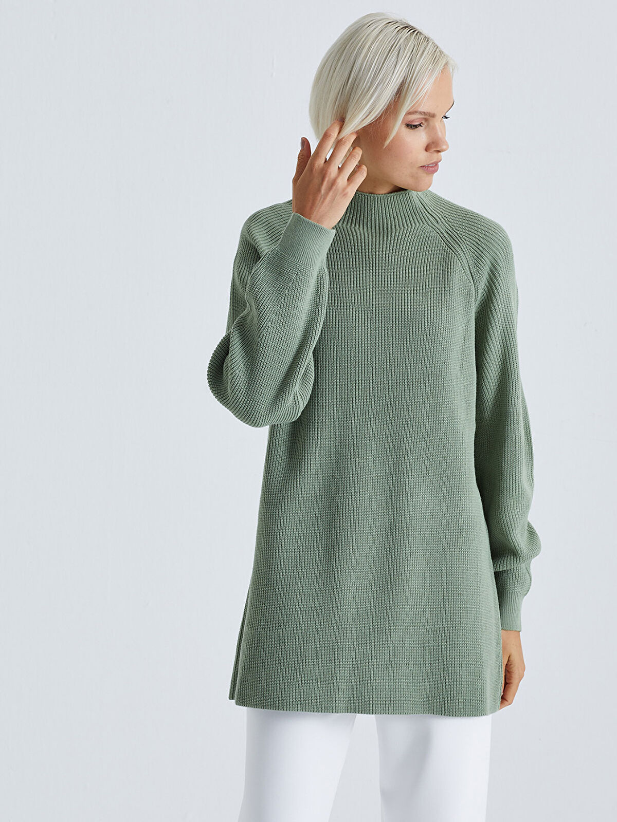 Terzi Dükkanı Yarım Balıkçı Yaka Düz Uzun Kollu Kadın Triko Kazak