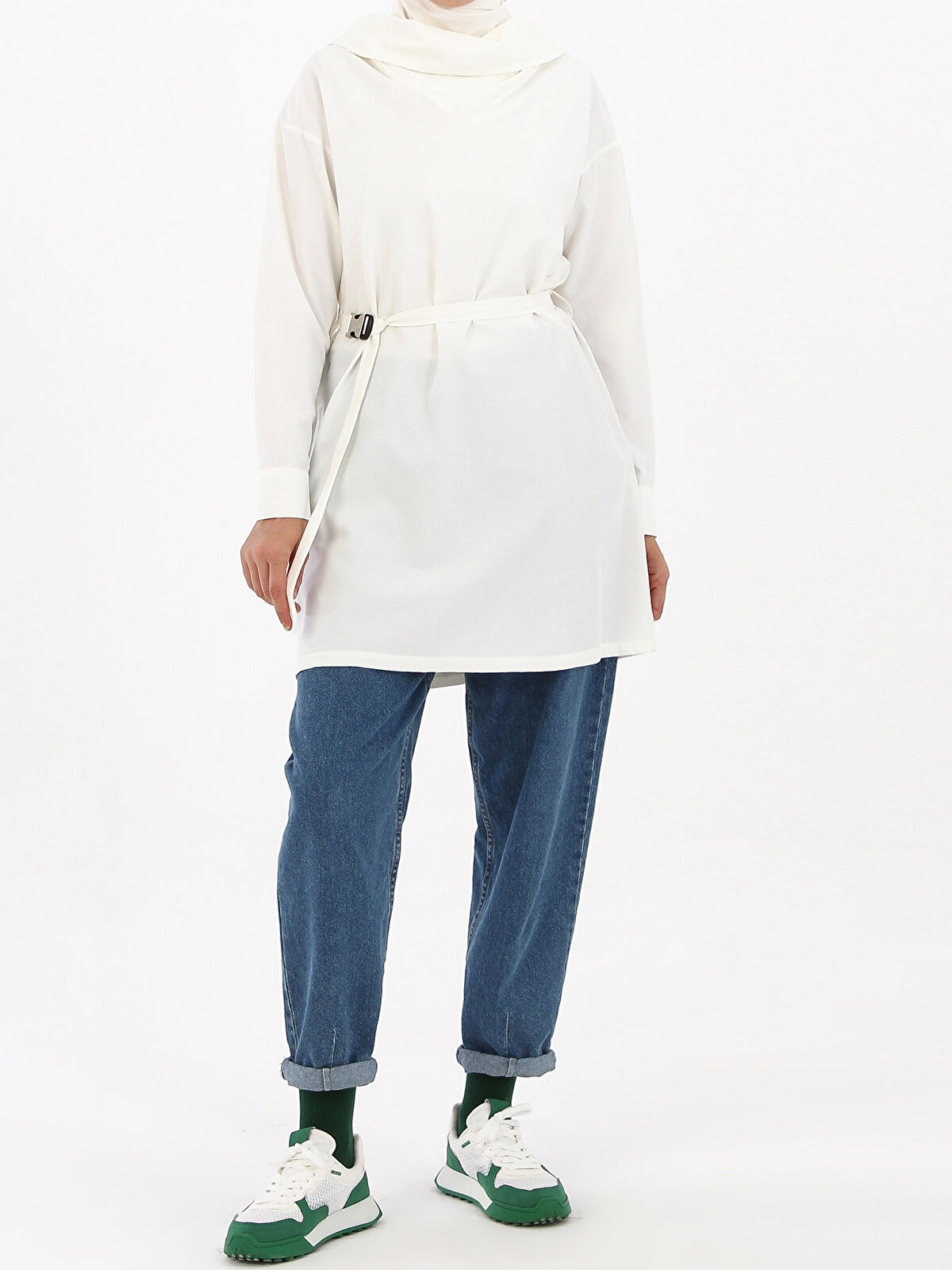 Allday Degaje Yaka Düz Beli Kemer Detaylı Uzun Kollu Kadın Tunik