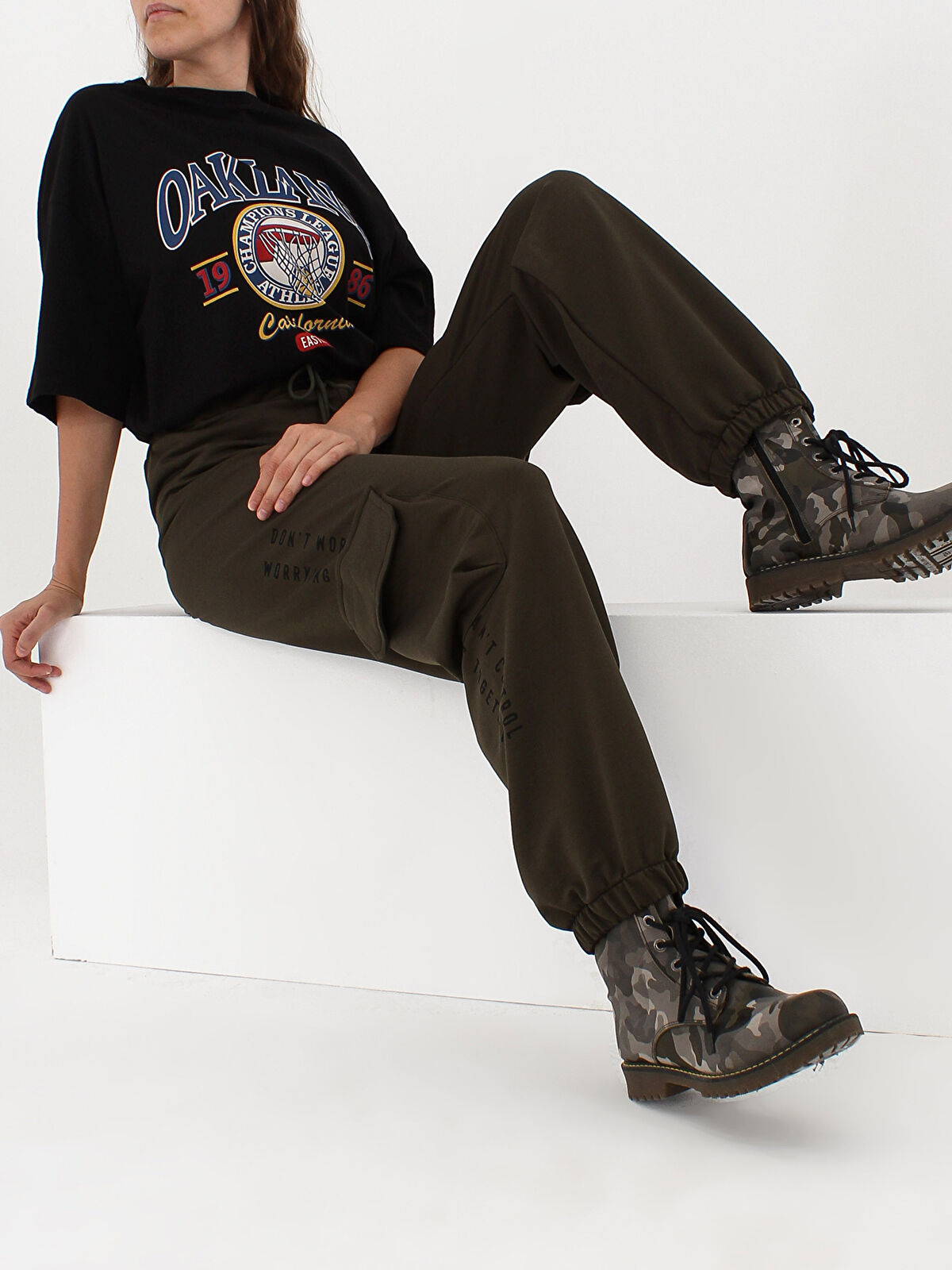 Allday Beli Bağlamalı Cep Detaylı Baskılı Kadın Jogger Eşofman Altı